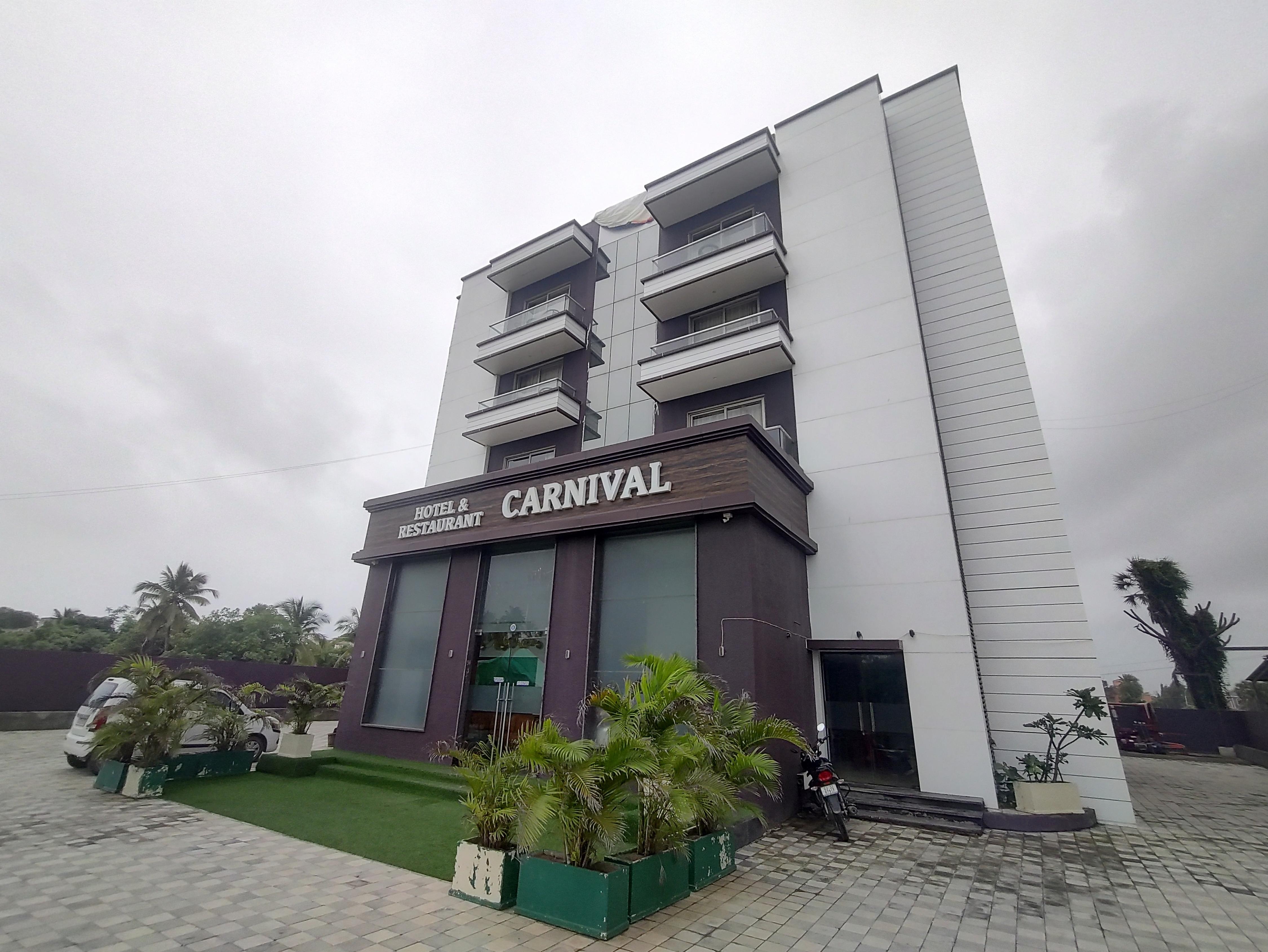 Hotel Carnival Pure Veg 100% Money Back 𝗕𝗢𝗢𝗞 Diu Hotel 𝘄𝗶𝘁𝗵 ₹𝟬 𝗣𝗔𝗬𝗠𝗘𝗡𝗧