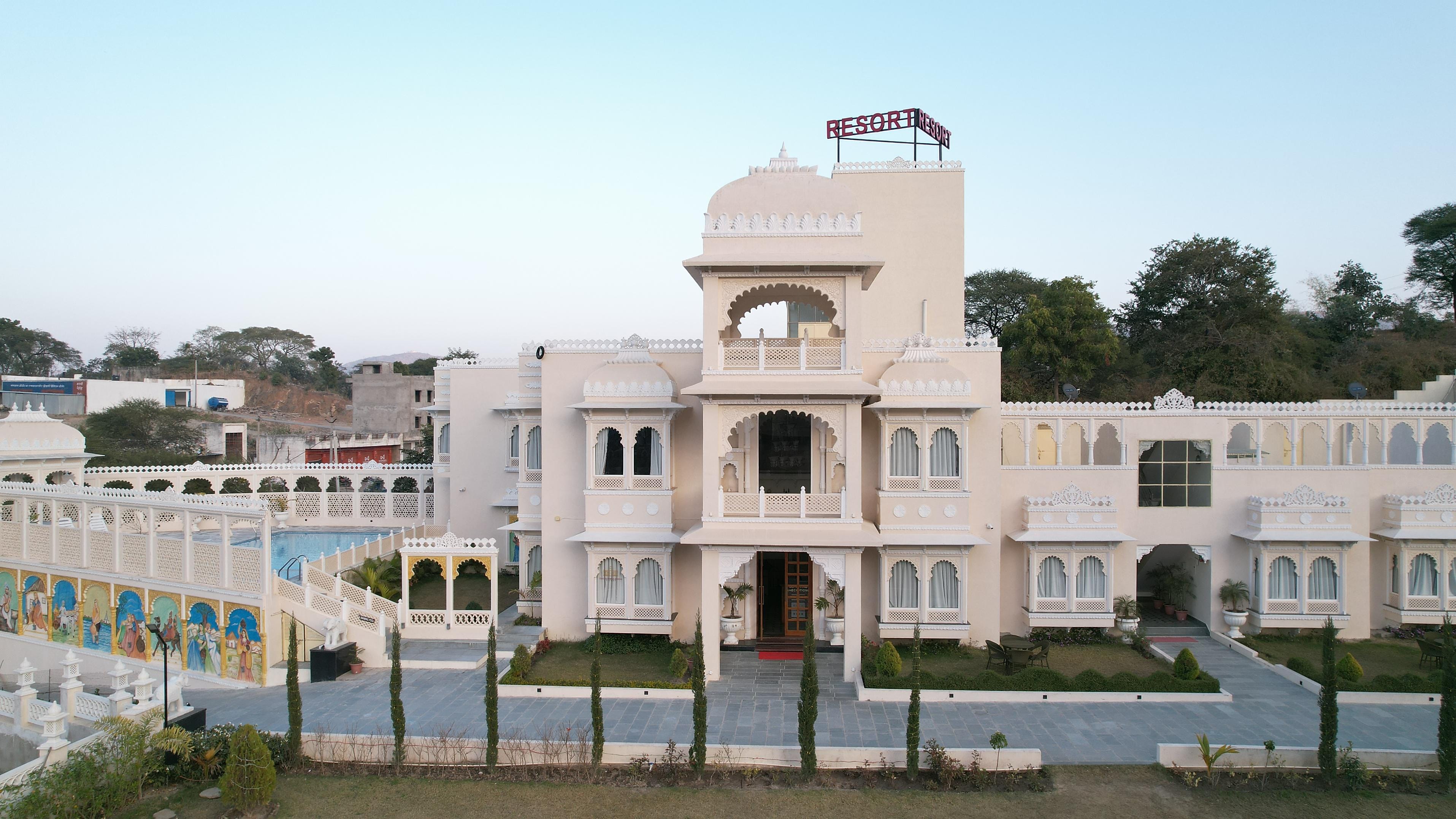 THE KUMBHA MAHAL RESORT 헕헢헢헞 Kumbhalgarh Resort