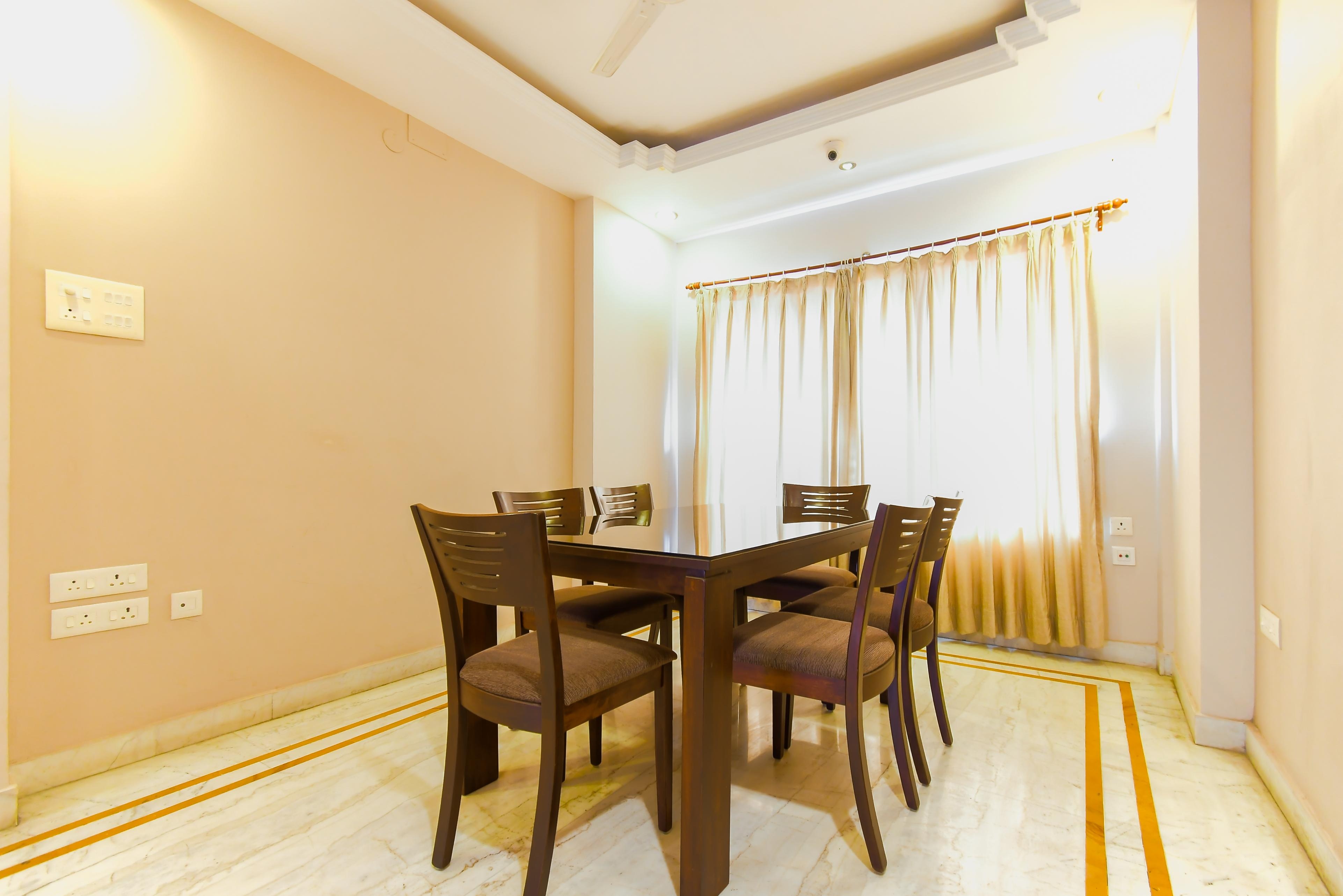 B S Guest House 𝗕𝗢𝗢𝗞 Kolkata Guest House