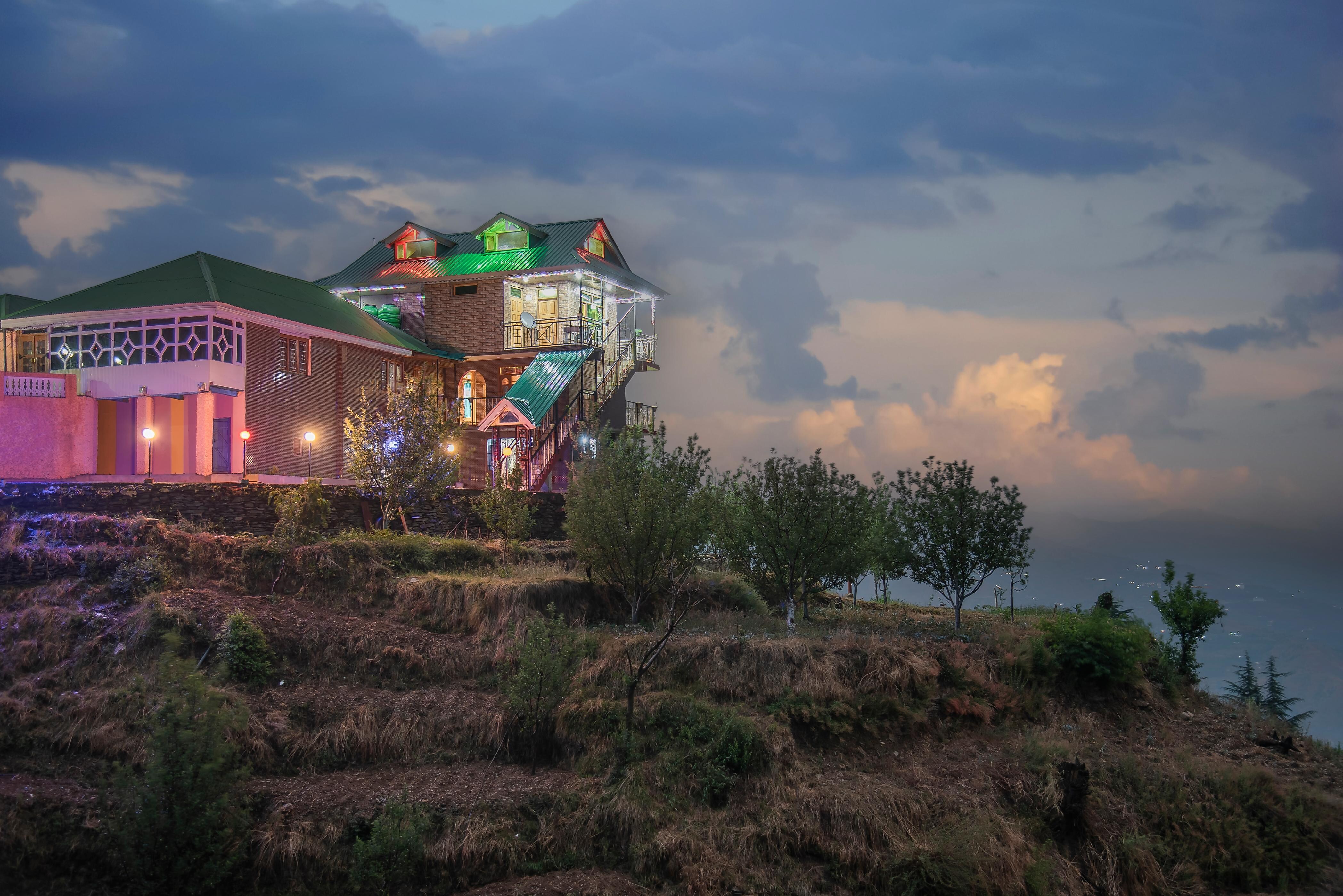 Forest Nest Homestay | Rooms & Guided Treks 𝗕𝗢𝗢𝗞 Theog Homestay