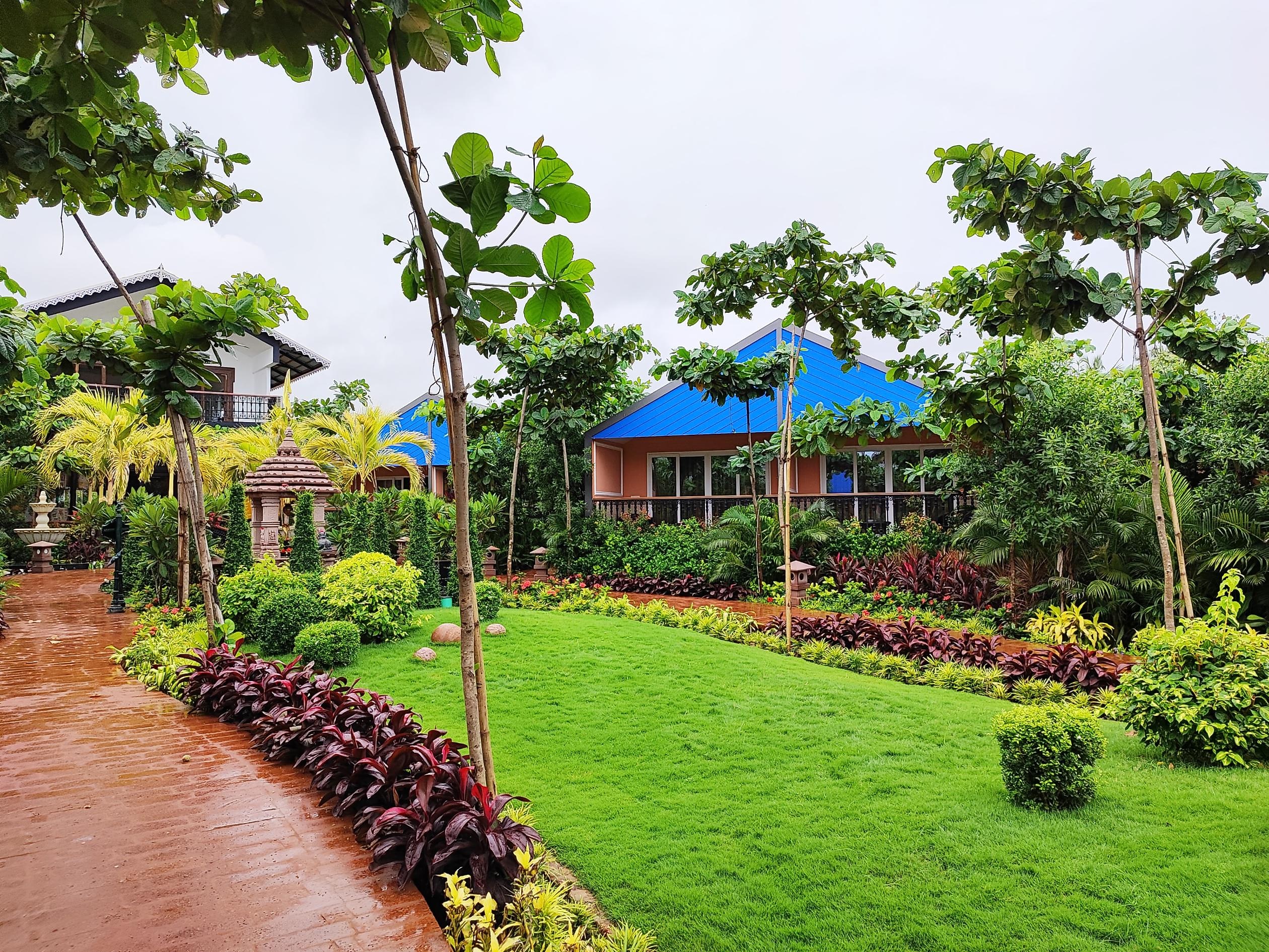 Mayfair on Sea Best Rates on Goa Hotel Deals, Reviews & Photos