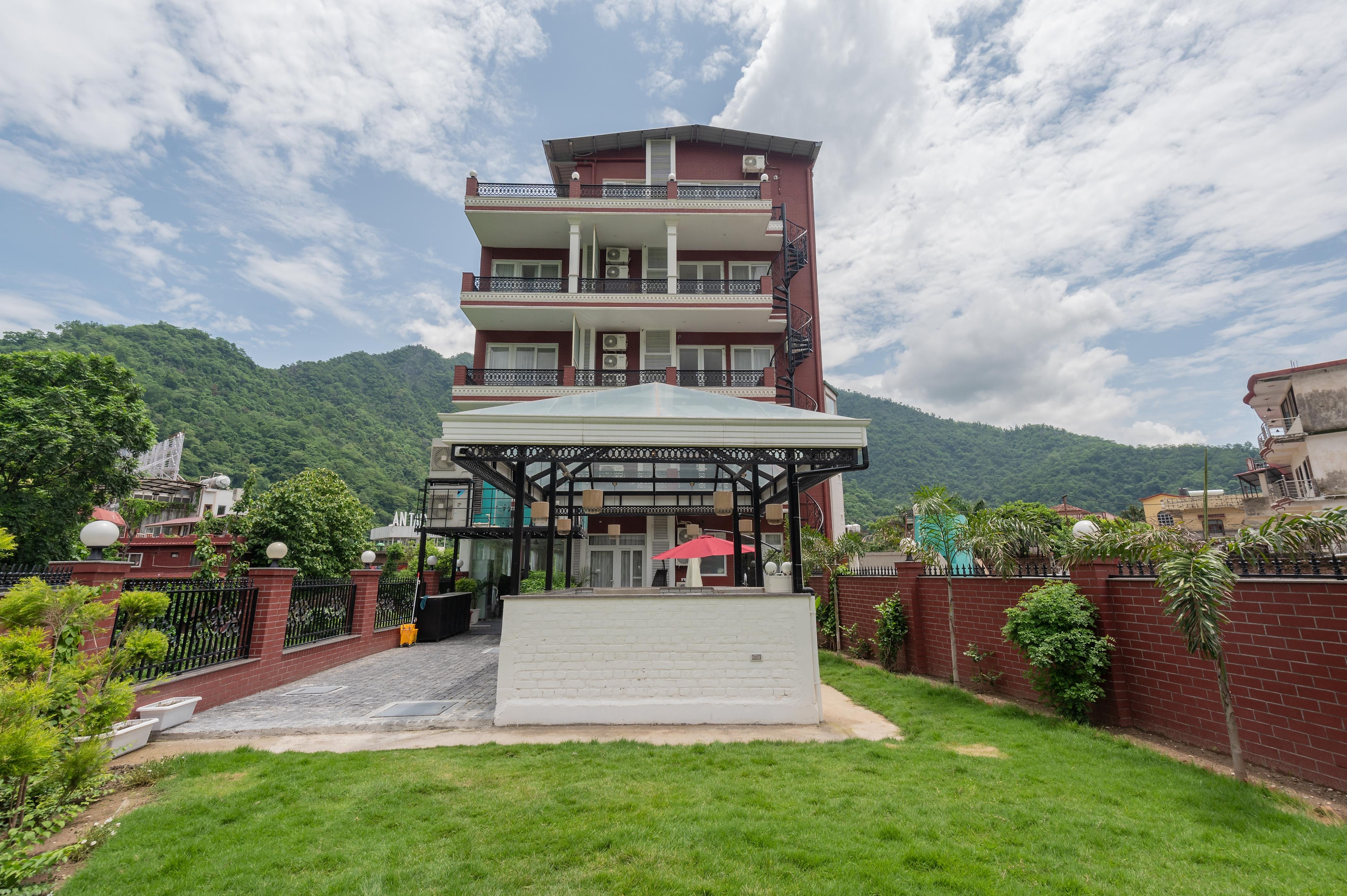 Terrakotta 𝗕𝗢𝗢𝗞 Rishikesh Hotel 𝘄𝗶𝘁𝗵 𝗙𝗥𝗘𝗘 𝗖𝗮𝗻𝗰𝗲𝗹𝗹𝗮𝘁𝗶𝗼𝗻