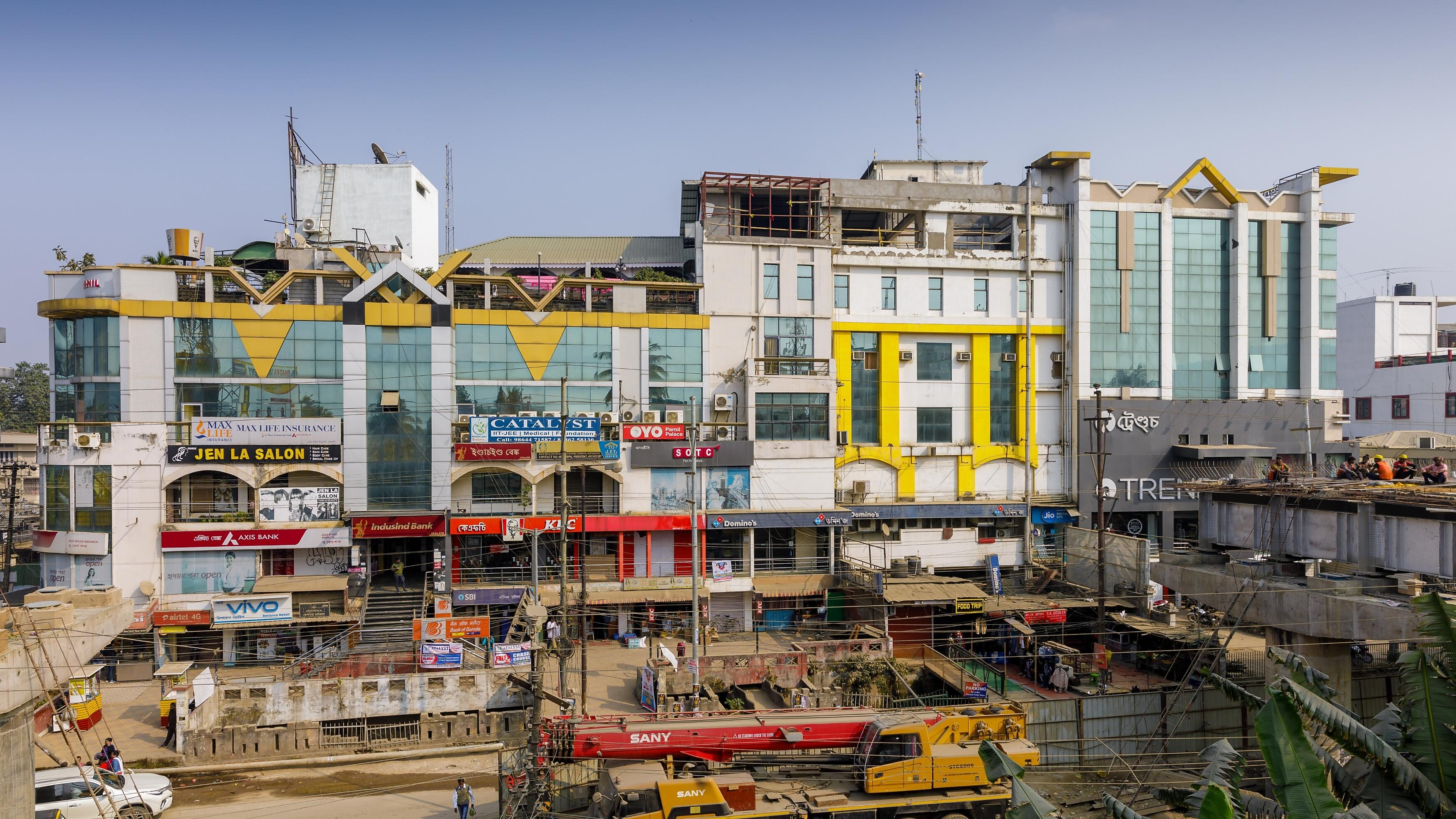 Hotel Parnil Palace 𝗕𝗢𝗢𝗞 Guwahati Hotel 𝘄𝗶𝘁𝗵 ₹𝟬 𝗣𝗔𝗬𝗠𝗘𝗡𝗧