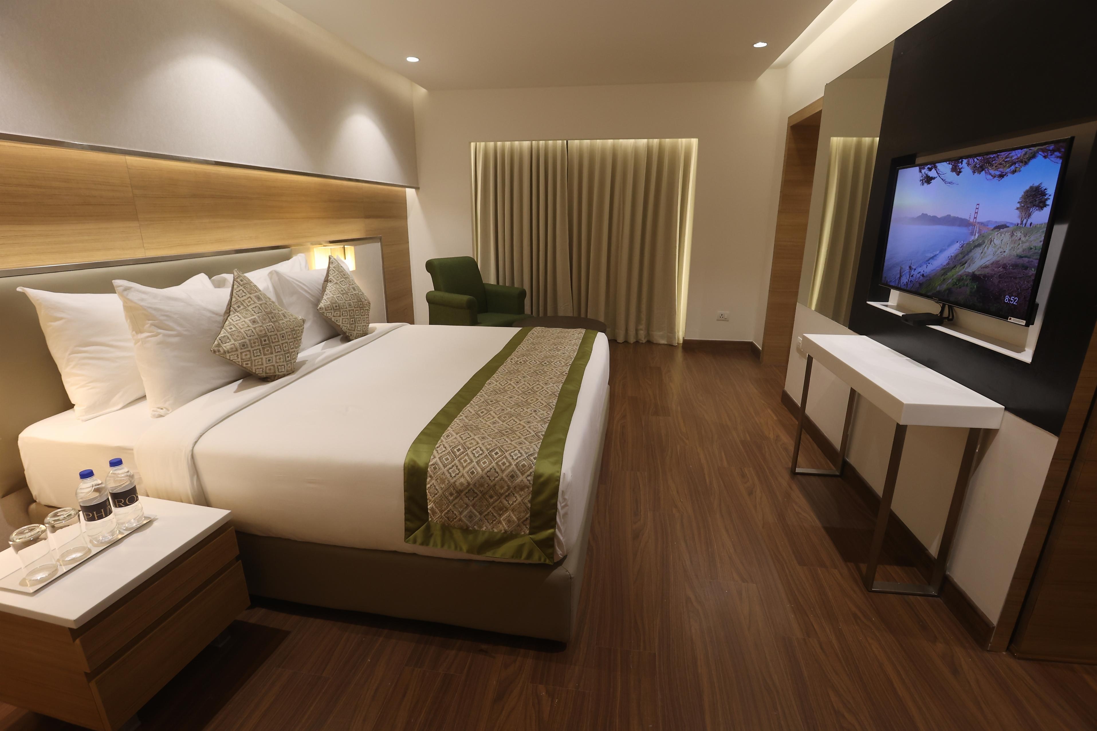 Pharos Hotels 𝗕𝗢𝗢𝗞 Chennai Hotel 𝘄𝗶𝘁𝗵 𝗙𝗥𝗘𝗘 𝗖𝗮𝗻𝗰𝗲𝗹𝗹𝗮𝘁𝗶𝗼𝗻