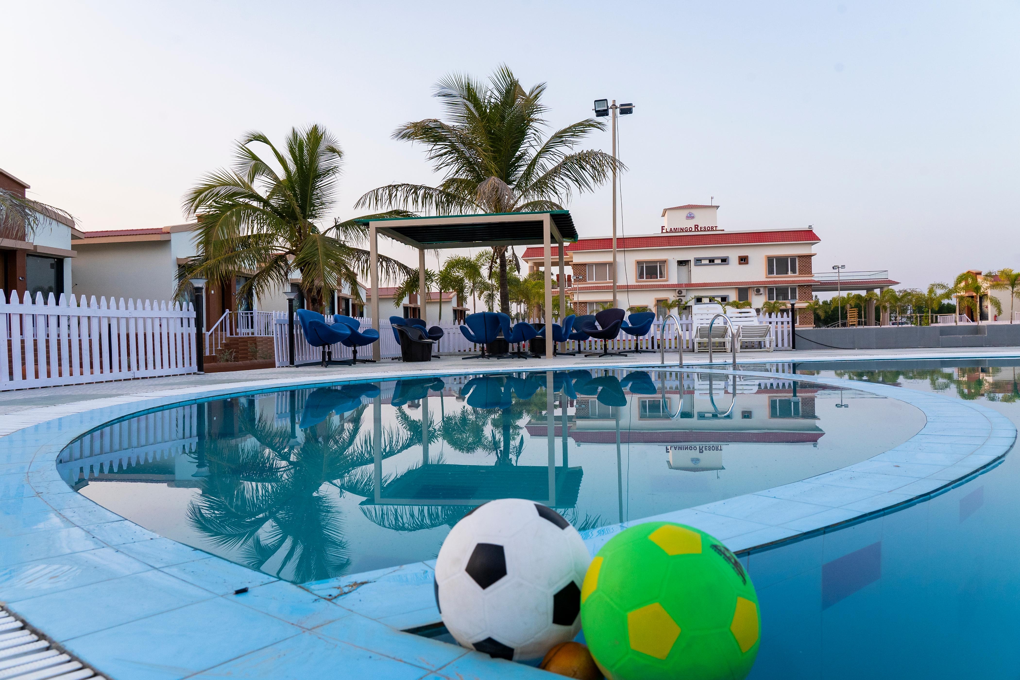 Flamingo Club & Resort (Just 3 km away from Una-Diu Checkpost) Una ...