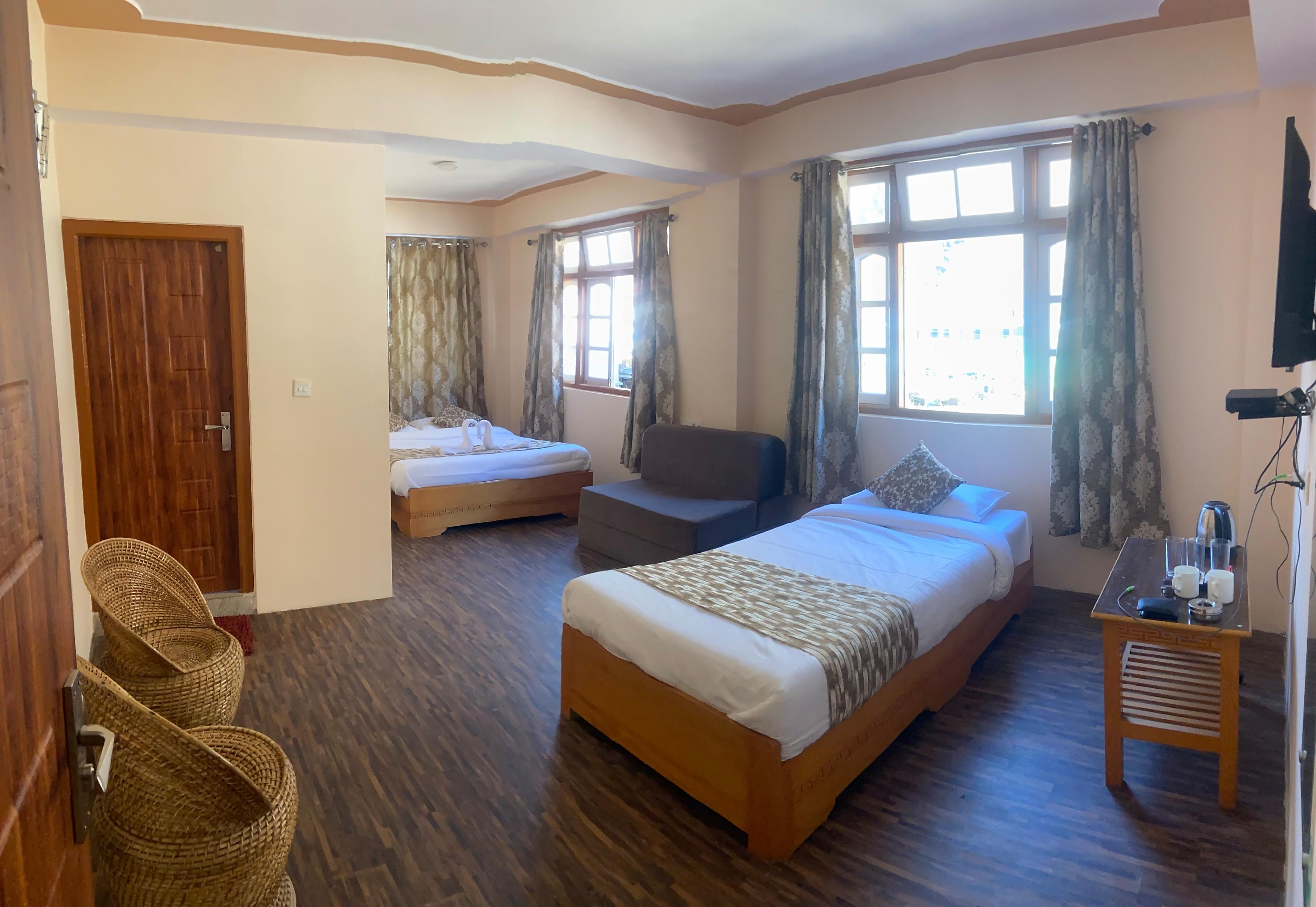 Hotel Hungree Regency 𝗕𝗢𝗢𝗞 Lachung Hotel 𝘄𝗶𝘁𝗵 ₹𝟬 𝗣𝗔𝗬𝗠𝗘𝗡𝗧