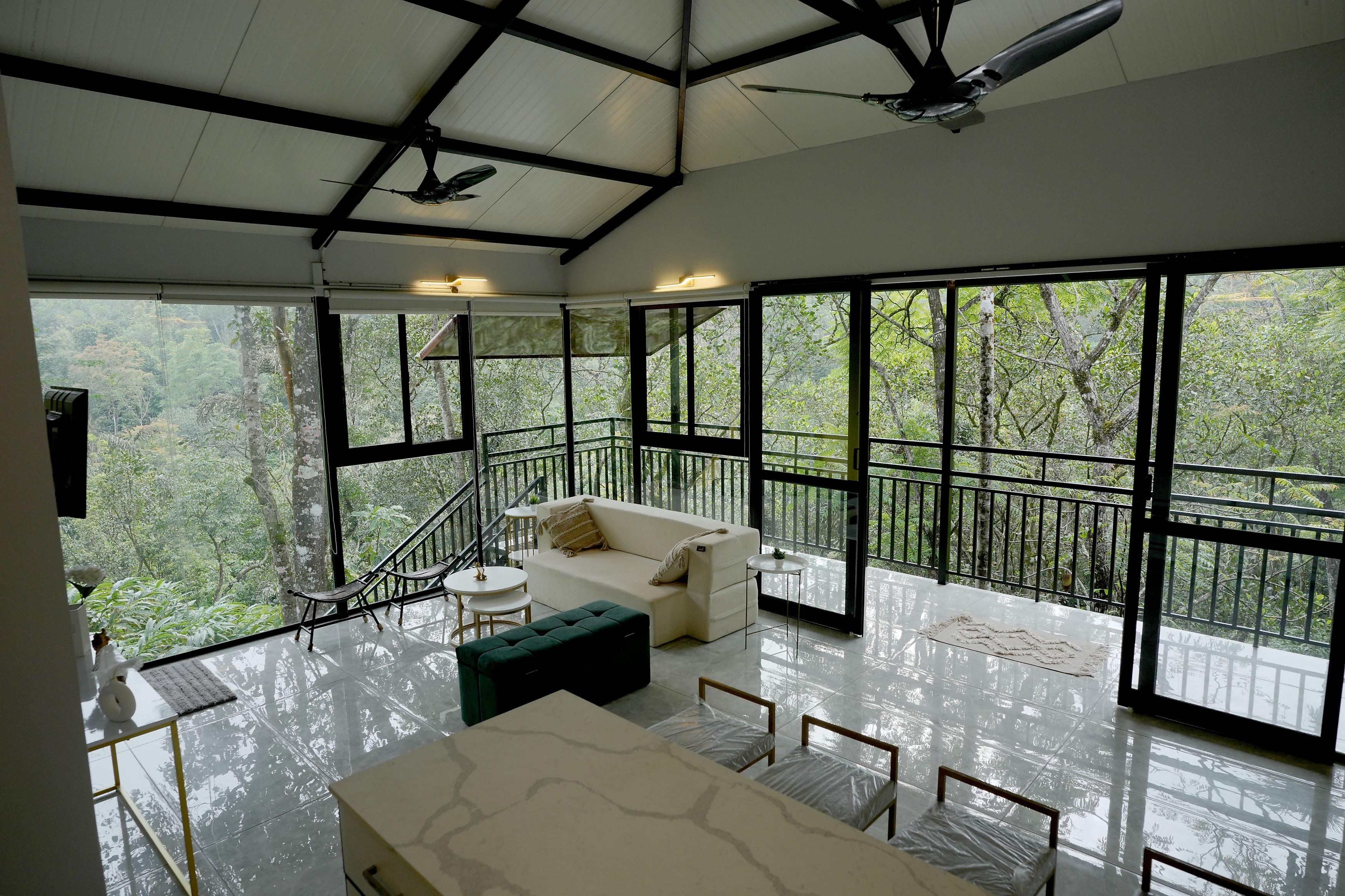 Aura Tree House Villa Farm 𝗕𝗢𝗢𝗞 Vagamon Homestay