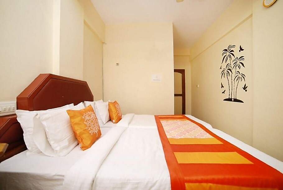 Hotel Fort View 𝗕𝗢𝗢𝗞 Thiruvananthapuram Hotel 𝘄𝗶𝘁𝗵 ₹𝟬 𝗣𝗔𝗬𝗠𝗘𝗡𝗧