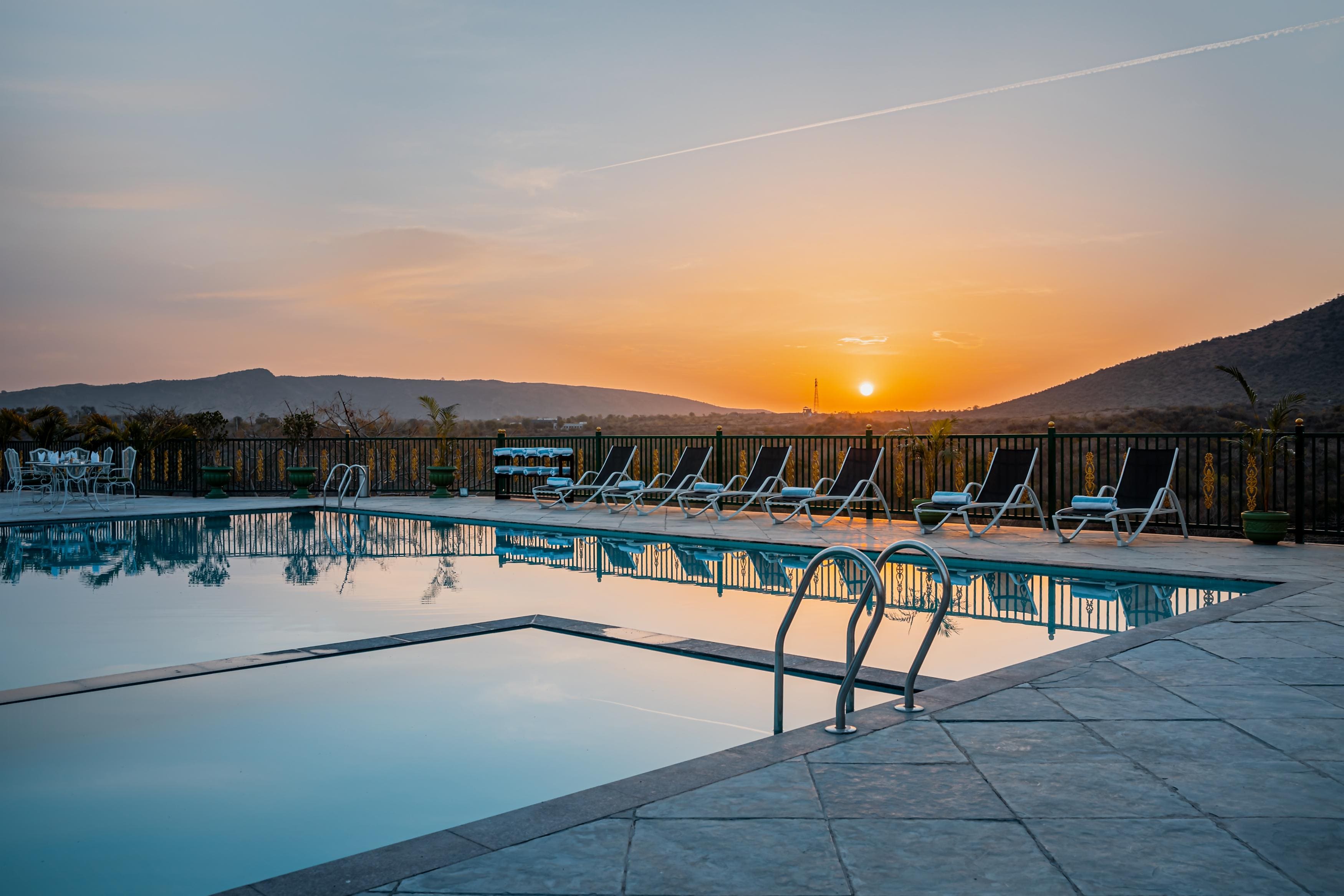 Tree of Life Vantara Resort and Spa Udaipur 𝗕𝗢𝗢𝗞 Udaipur Hotel 𝘄𝗶𝘁𝗵 ...