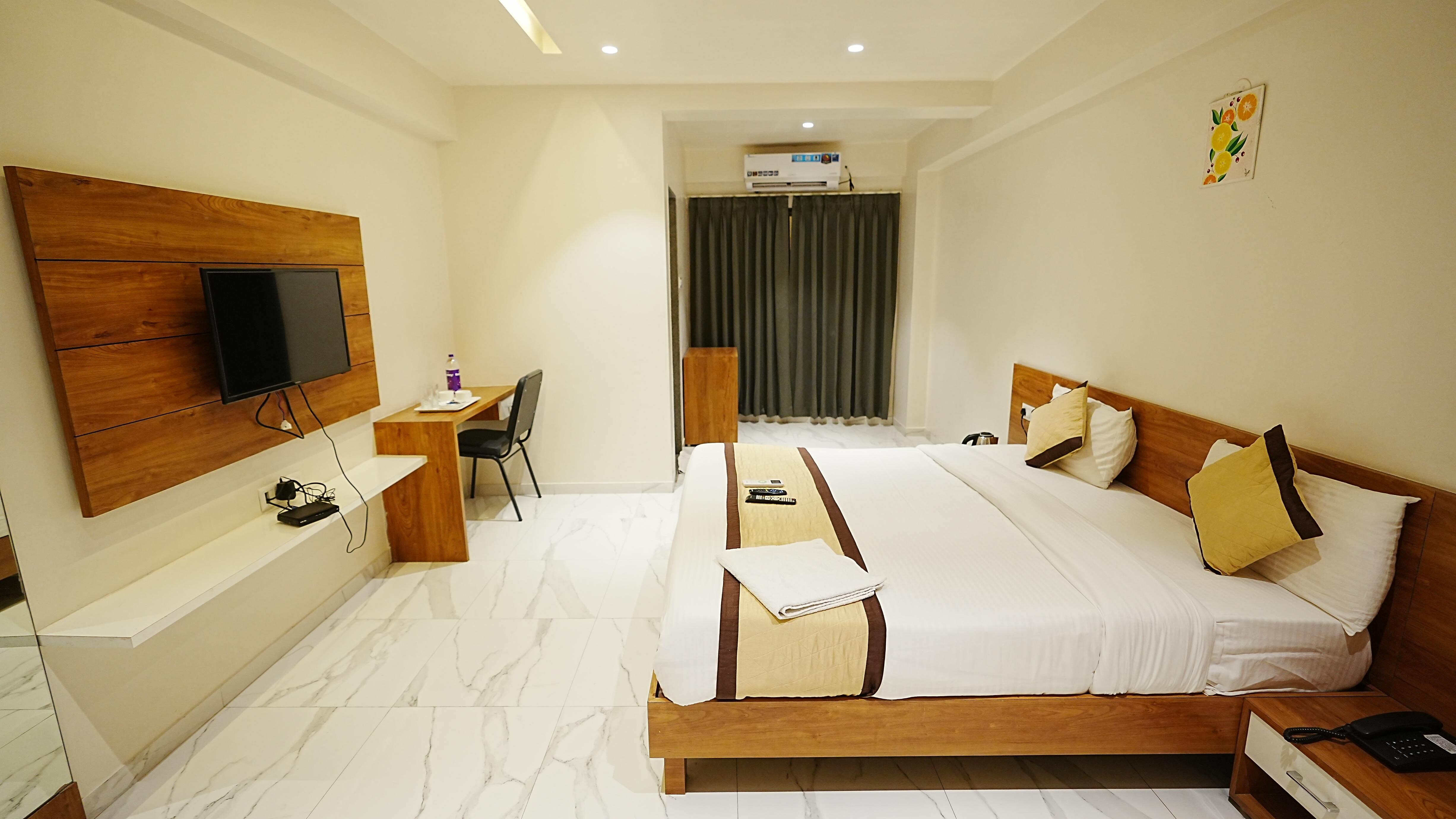 LP Regency 𝗕𝗢𝗢𝗞 Pune Hotel 𝘄𝗶𝘁𝗵 ₹𝟬 𝗣𝗔𝗬𝗠𝗘𝗡𝗧