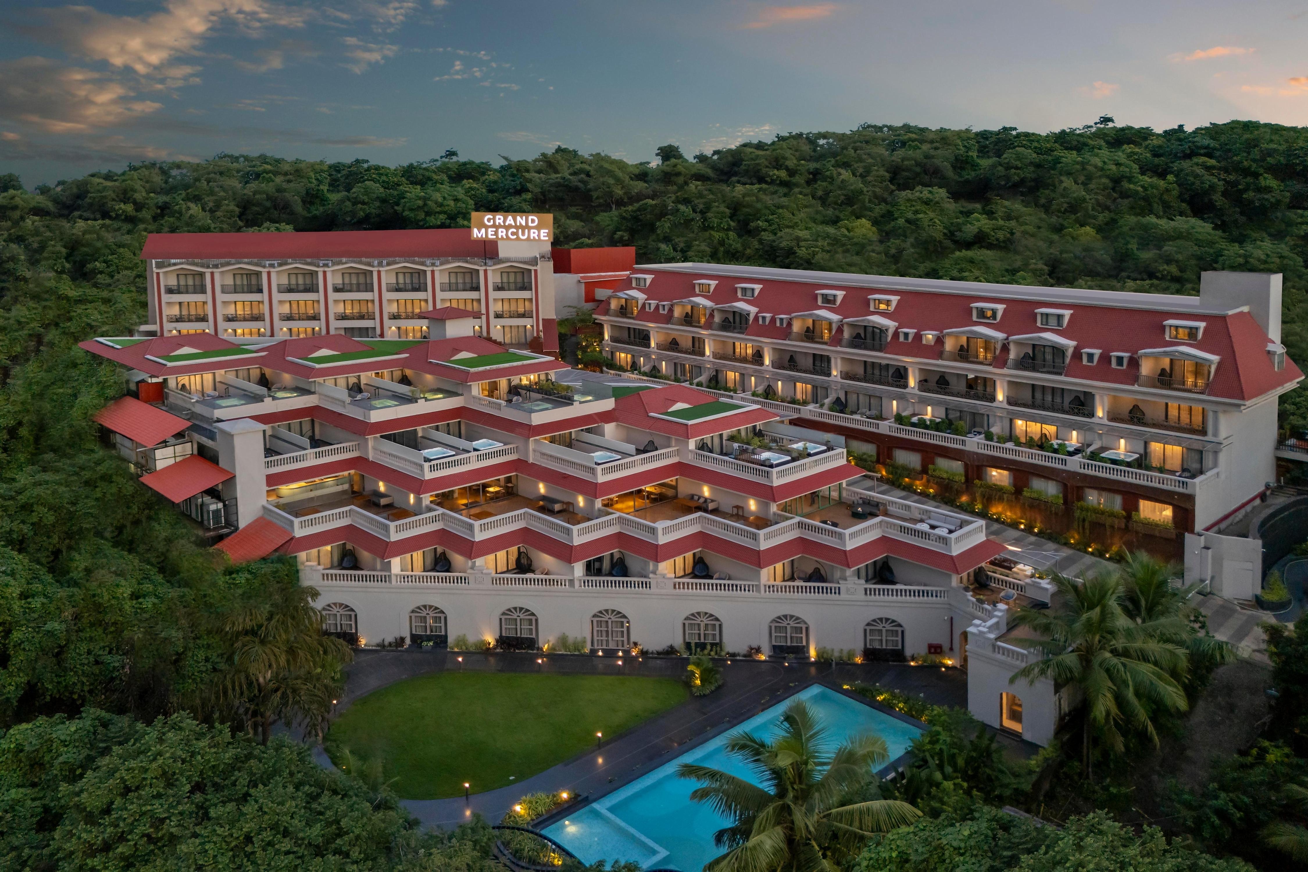 Grand Mercure Goa Candolim - An Accor Hotels Brand 𝗕𝗢𝗢𝗞 Goa Resort