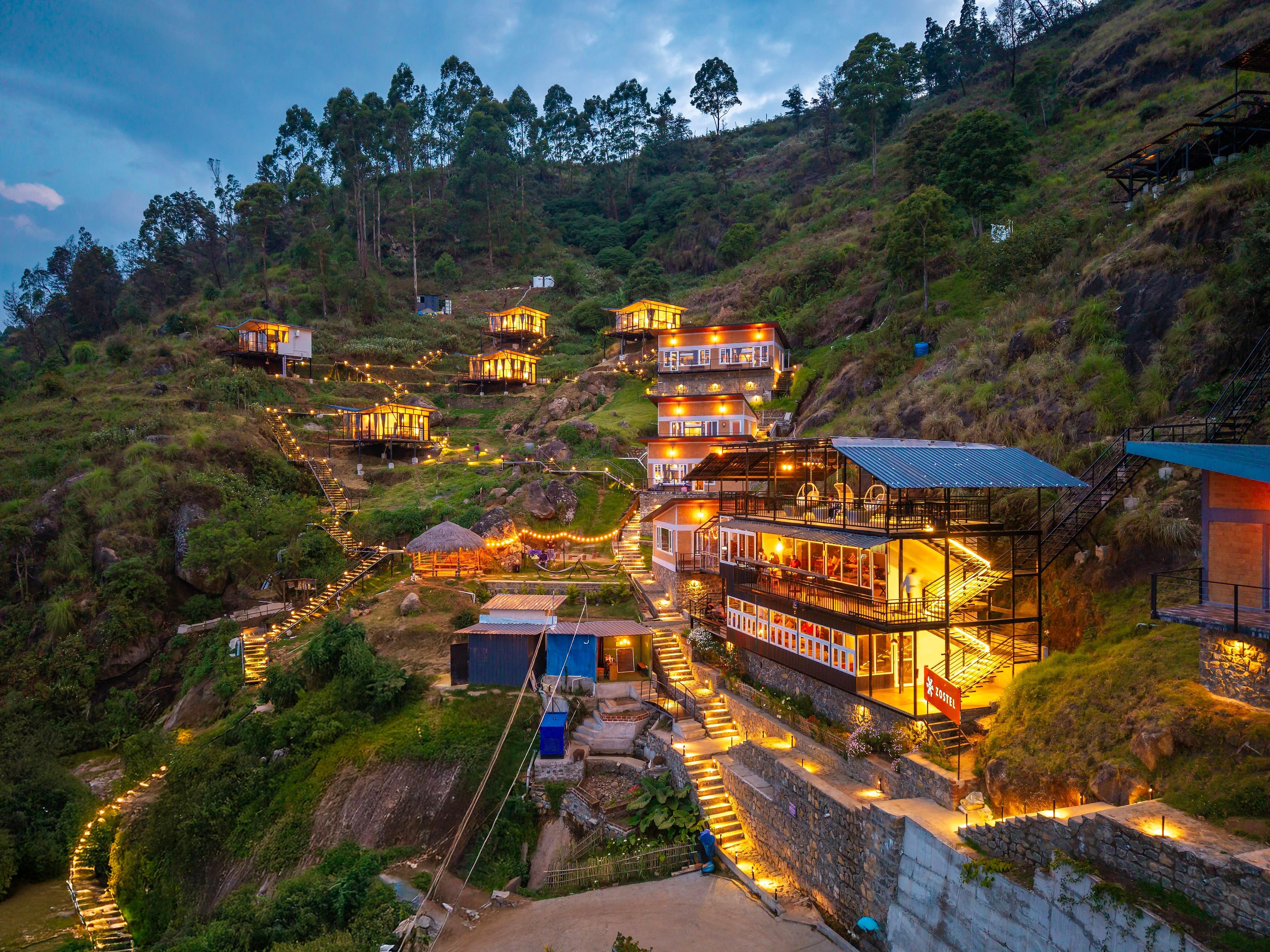Zostel Plus Poombarai (Kodaikanal) 𝗕𝗢𝗢𝗞 Kodaikanal Hostel