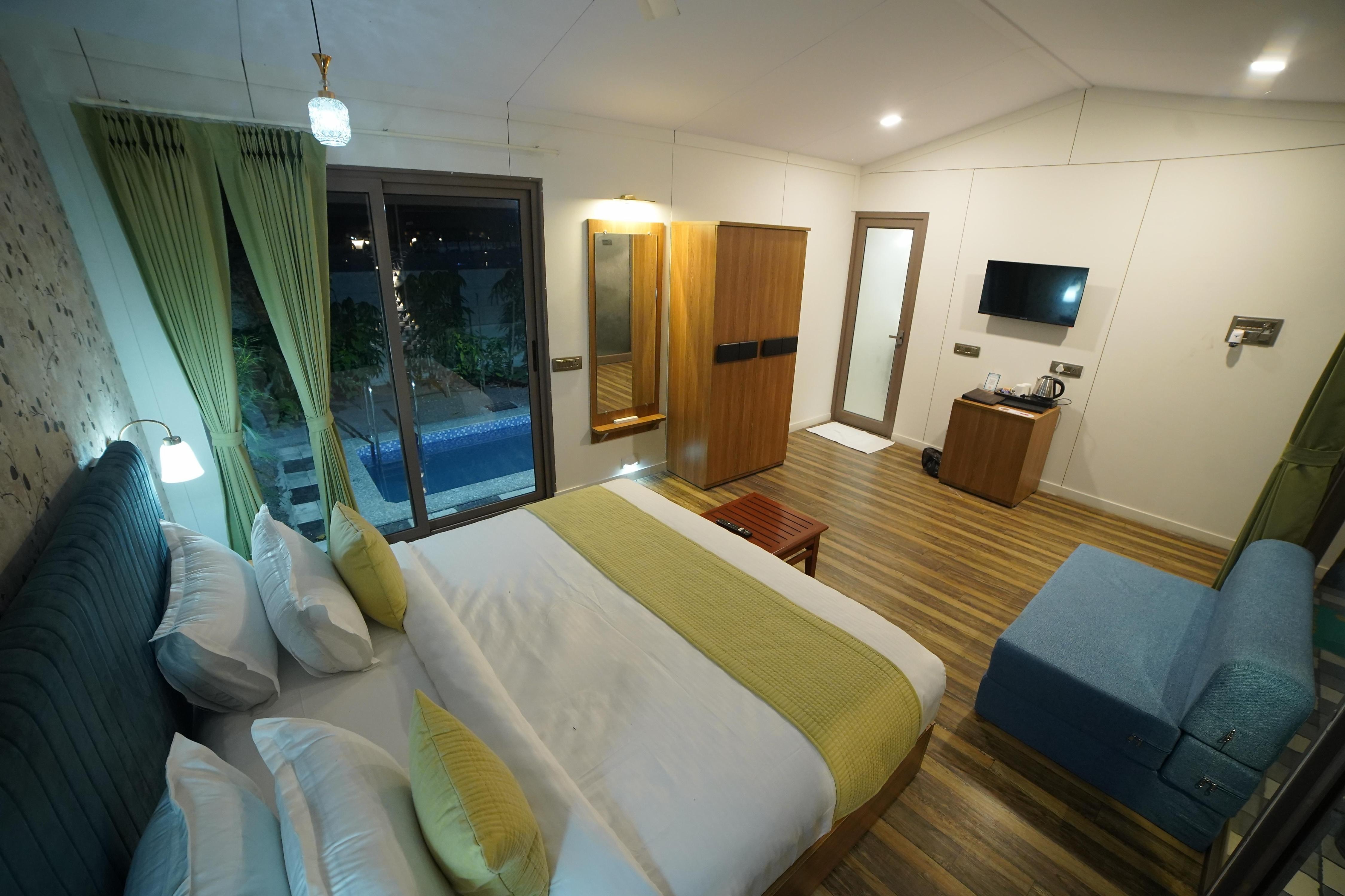 Shree Kashtbhanjan Dev Resort And Club 𝗕𝗢𝗢𝗞 Barwala Resort 𝘄𝗶𝘁𝗵 𝗙𝗥𝗘𝗘 ...