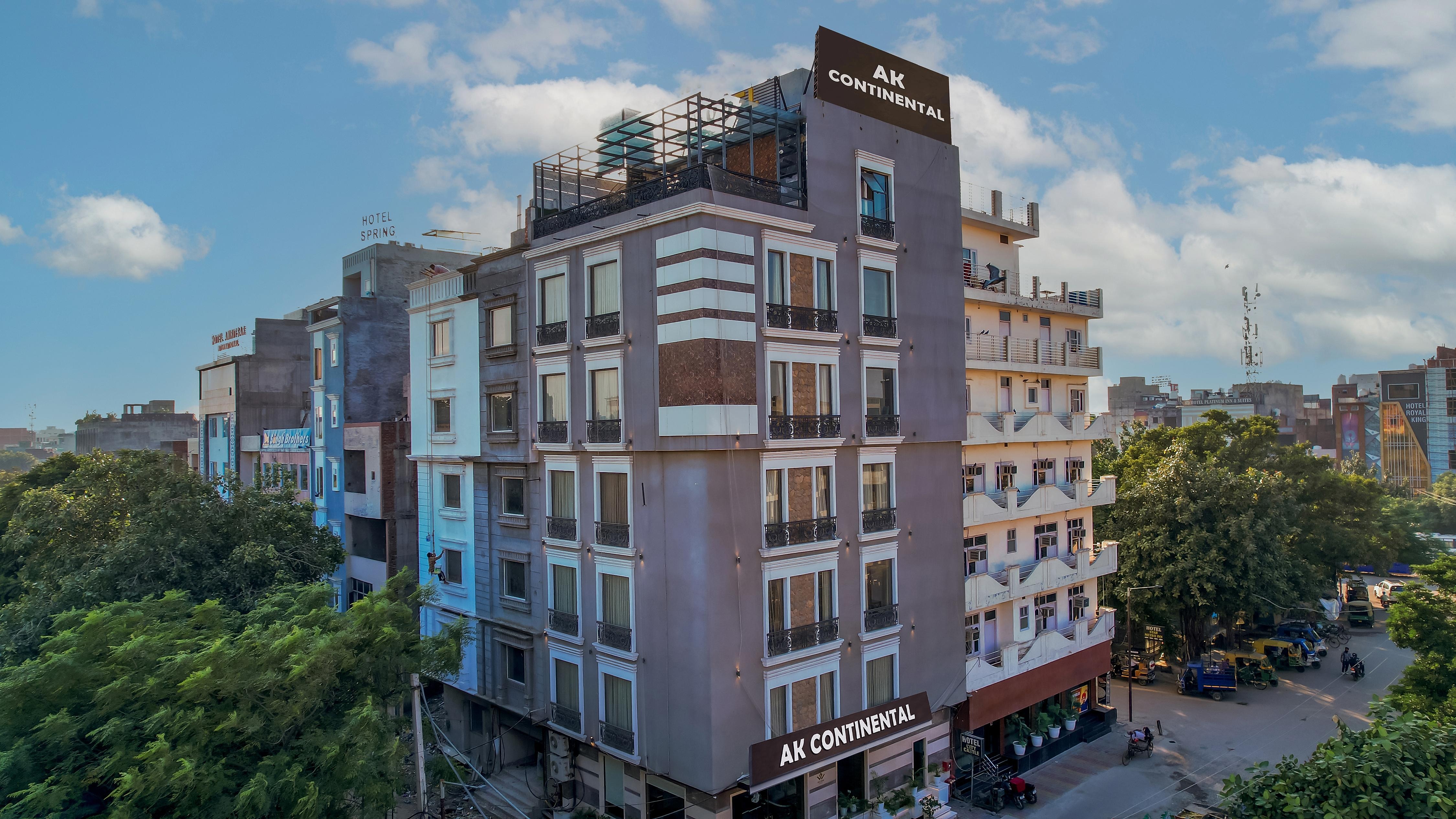 Amenities of Hotel AK Continental