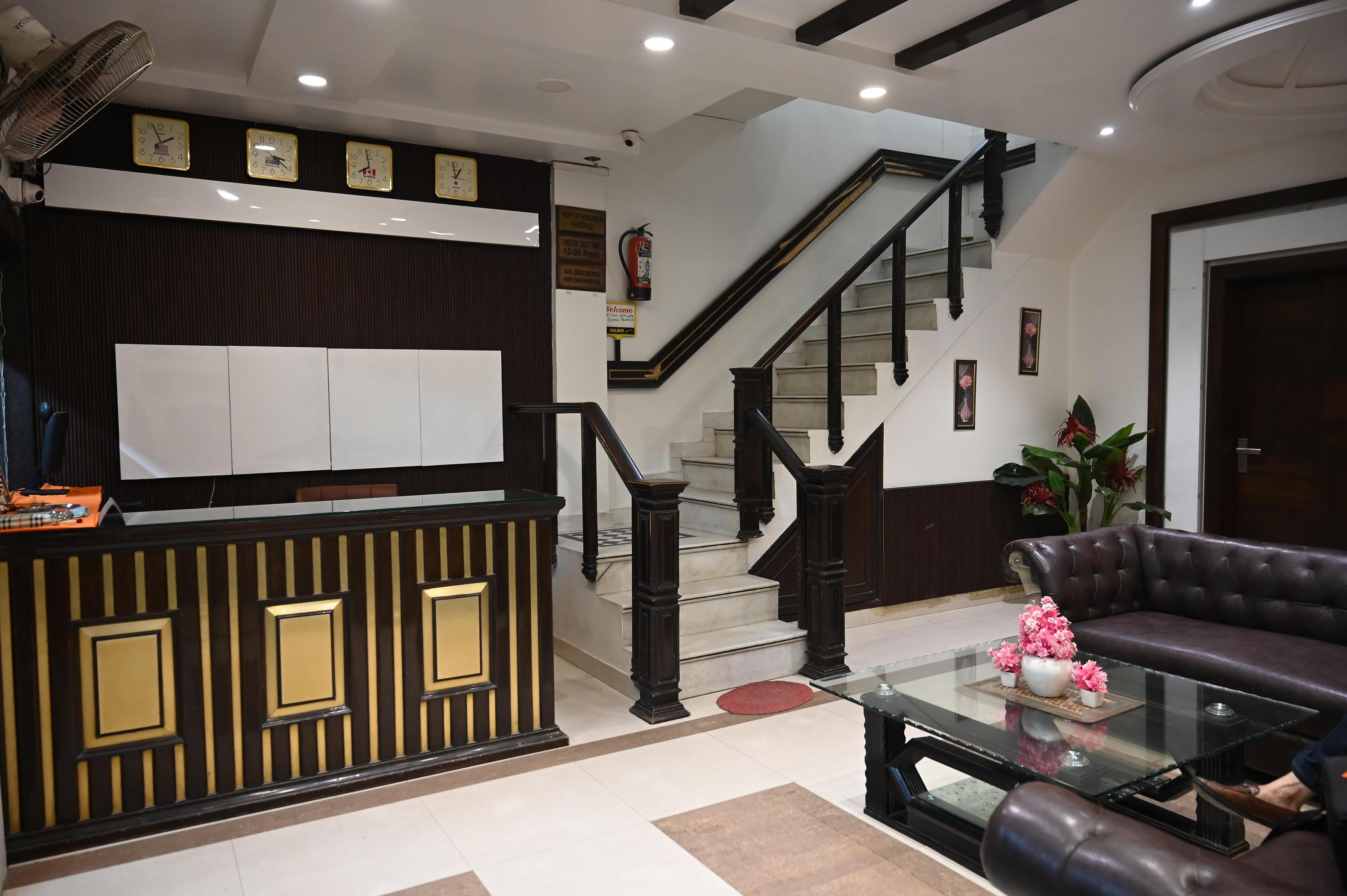 Golden Paradise by tag your trip near golden temple 𝗕𝗢𝗢𝗞 Amritsar Homestay