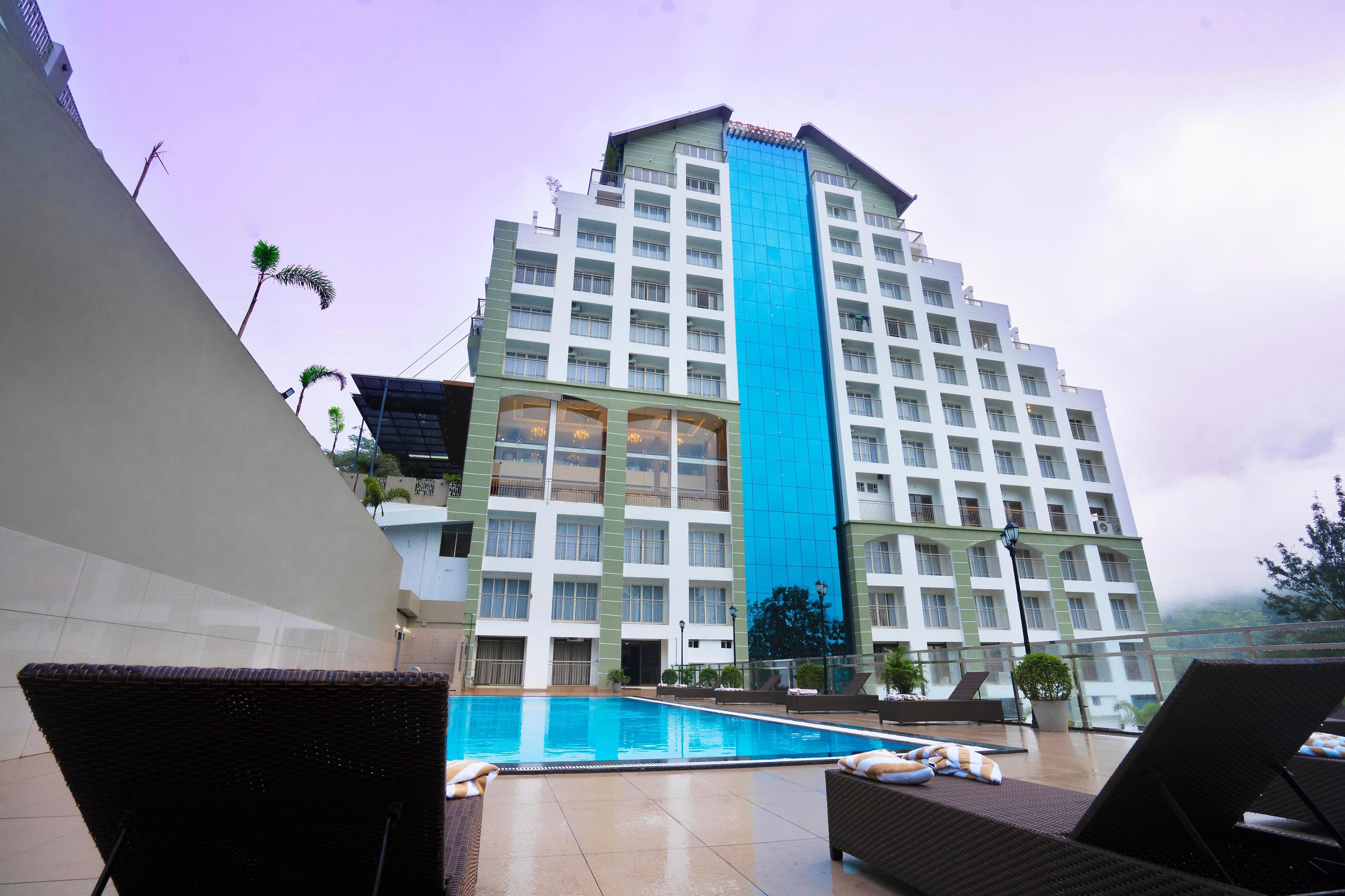 Golden Munnar Palace By Hawk Hospitality 𝗕𝗢𝗢𝗞 Munnar Resort 𝘄𝗶𝘁𝗵 𝗙𝗥𝗘𝗘 ...