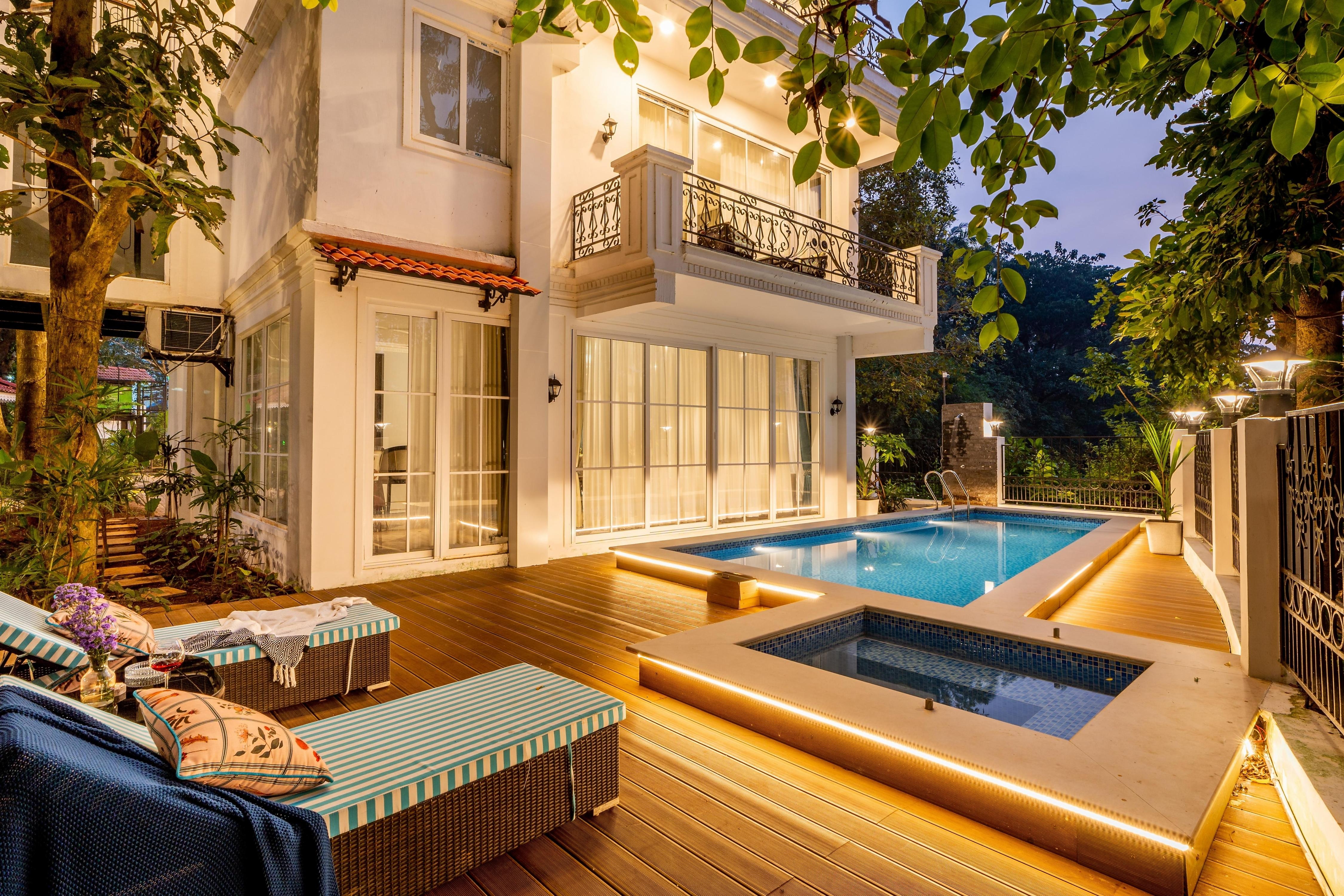 ELIVAAS Prive Suntuarios Casa Ivy | 4 BHK Villa With Pvt Pool, Gazebo ...