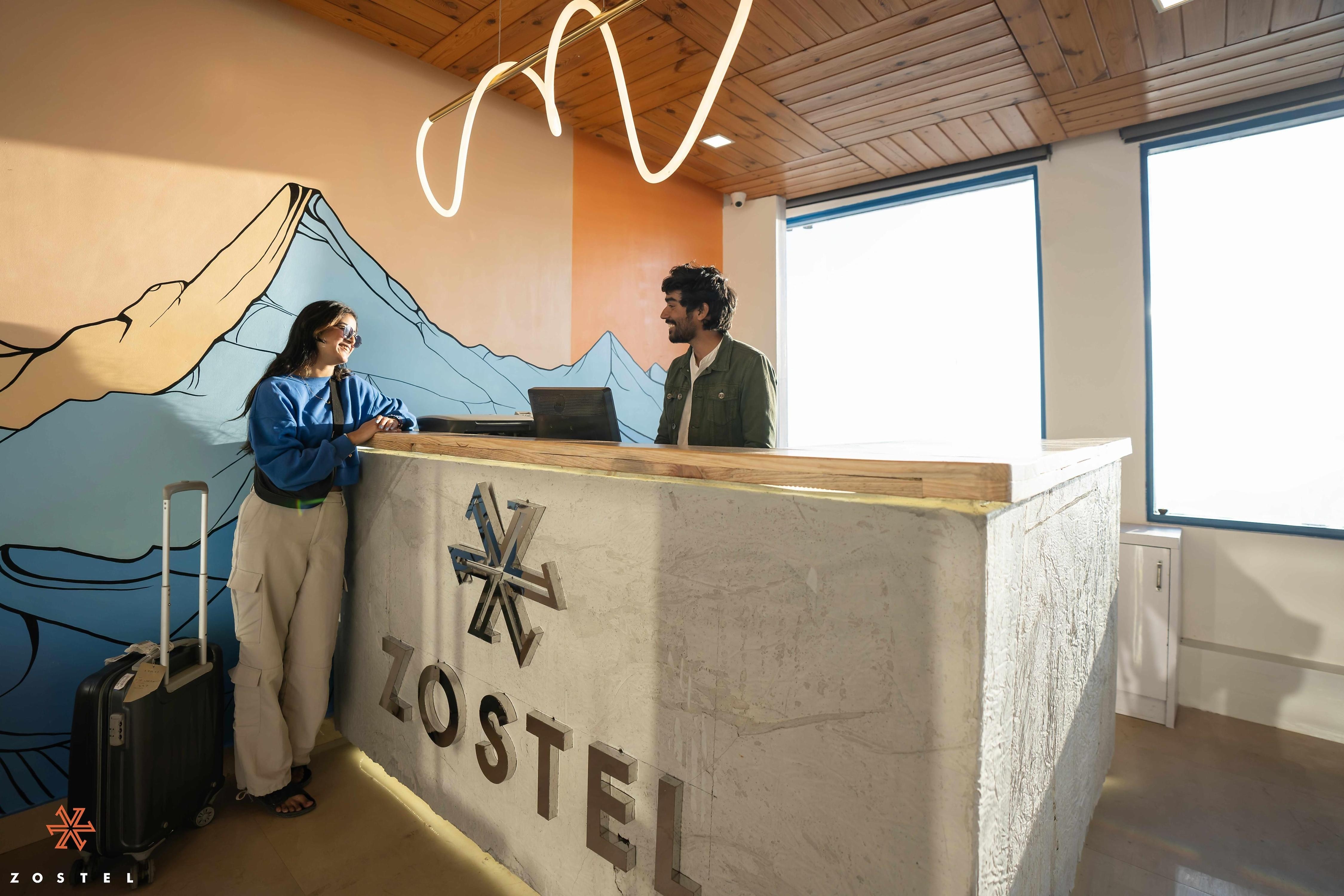 Zostel Mussoorie (Mall Road) 𝗕𝗢𝗢𝗞 Mussoorie Hostel 𝘄𝗶𝘁𝗵 ₹𝟬 𝗣𝗔𝗬𝗠𝗘𝗡𝗧