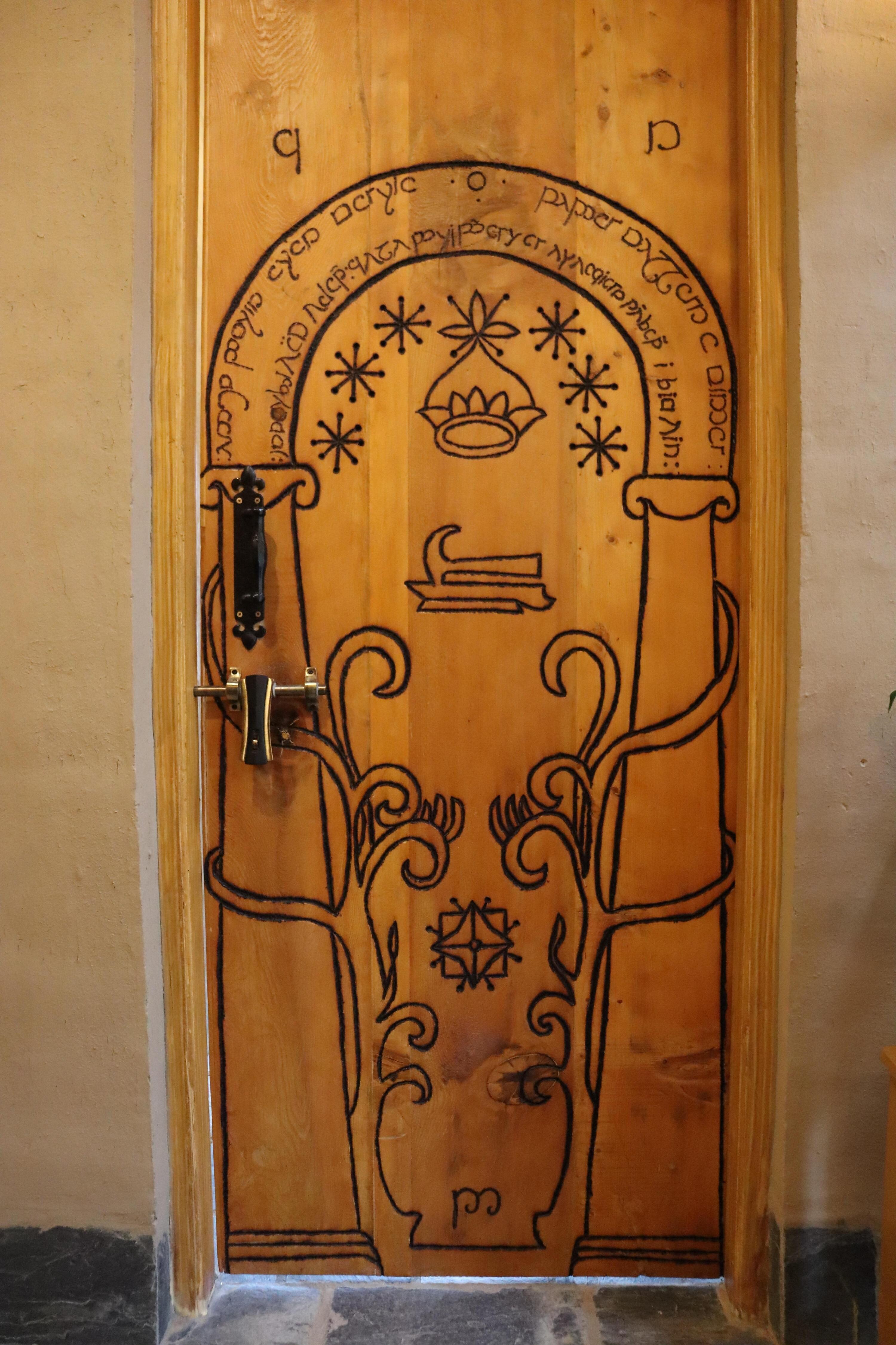 The Hobbit House bir 𝗕𝗢𝗢𝗞 Bir Billing Apartment 𝘄𝗶𝘁𝗵 𝗙𝗥𝗘𝗘 𝗖𝗮𝗻𝗰𝗲𝗹𝗹𝗮𝘁𝗶𝗼𝗻