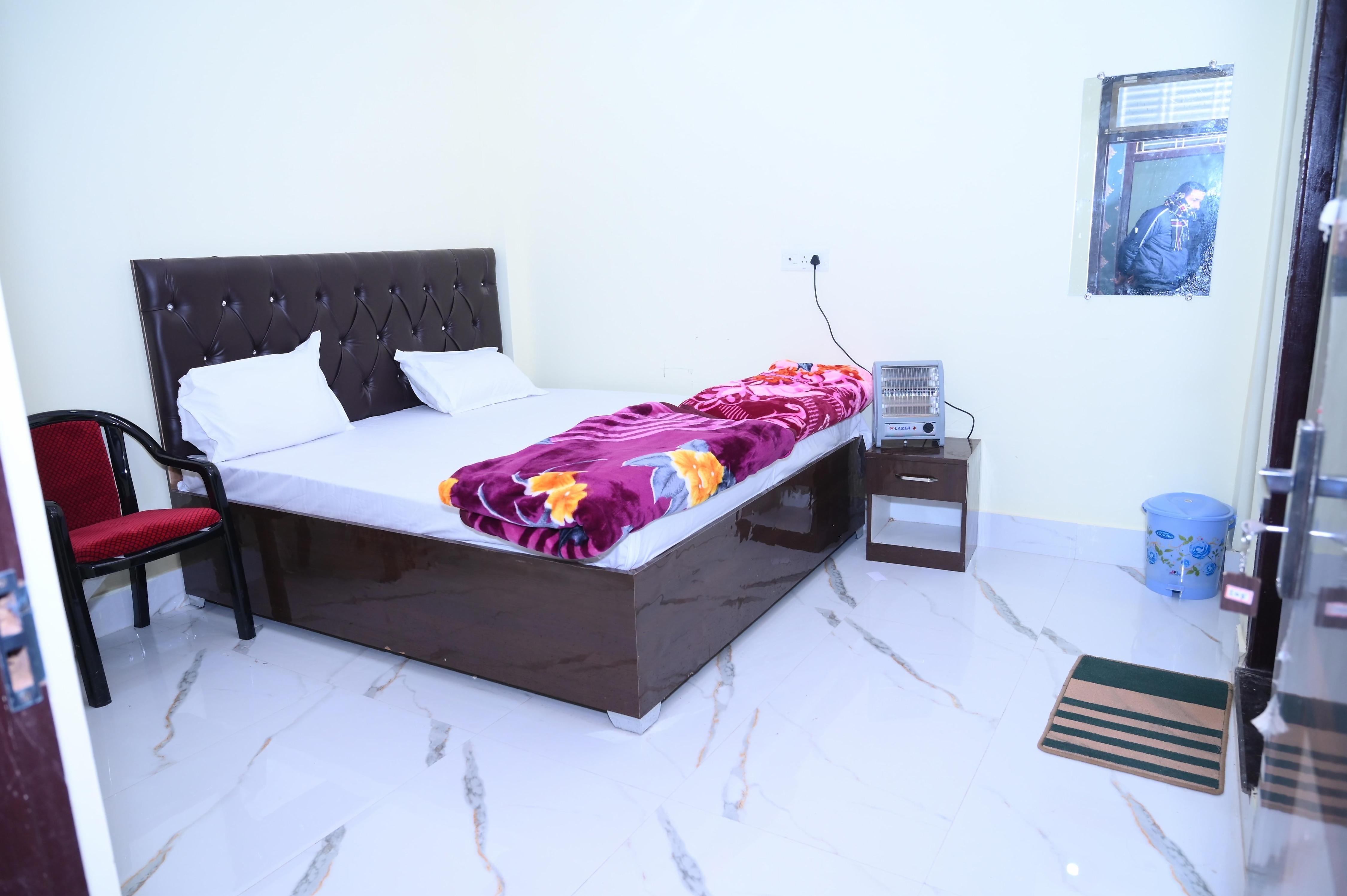 Ram Lala Sadan Atithi Niwas Guest House Ayodhya - Reviews, Photos & Offer