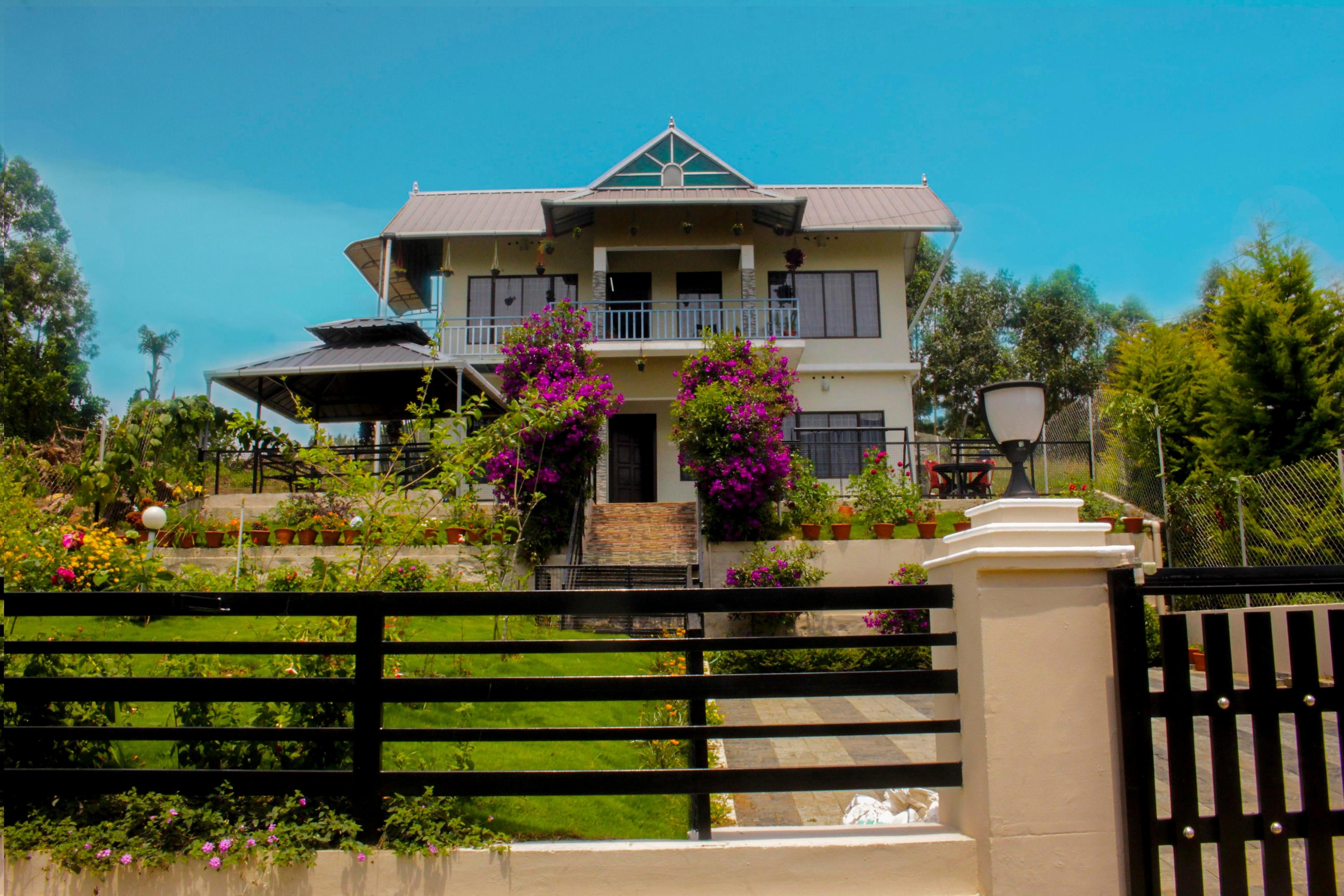 Blue Lake 𝗕𝗢𝗢𝗞 Marayoor Resort