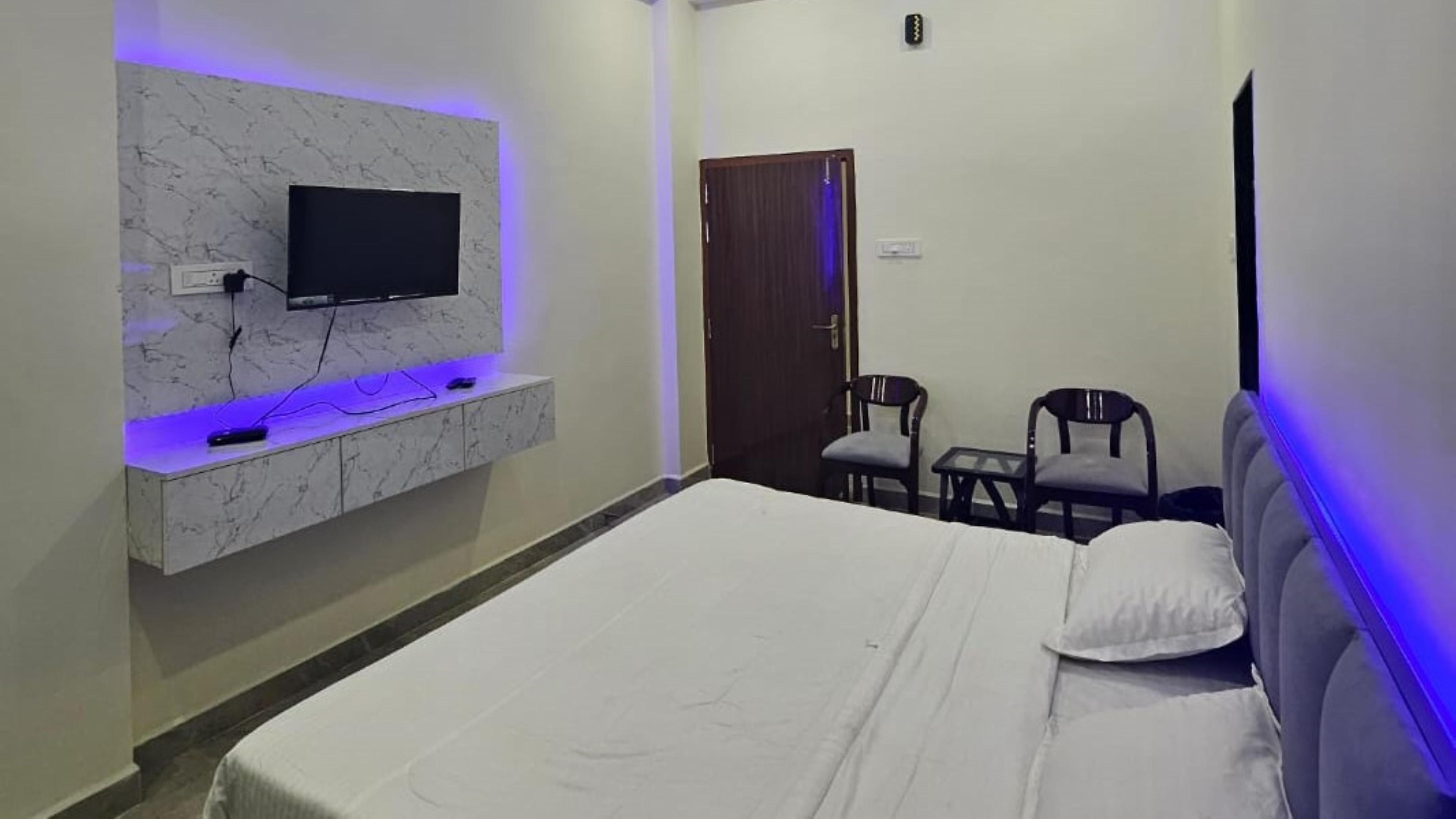 Rooms of Raghupati Raghav Raja Ram INN - Ayodhya Hotel on Goibibo