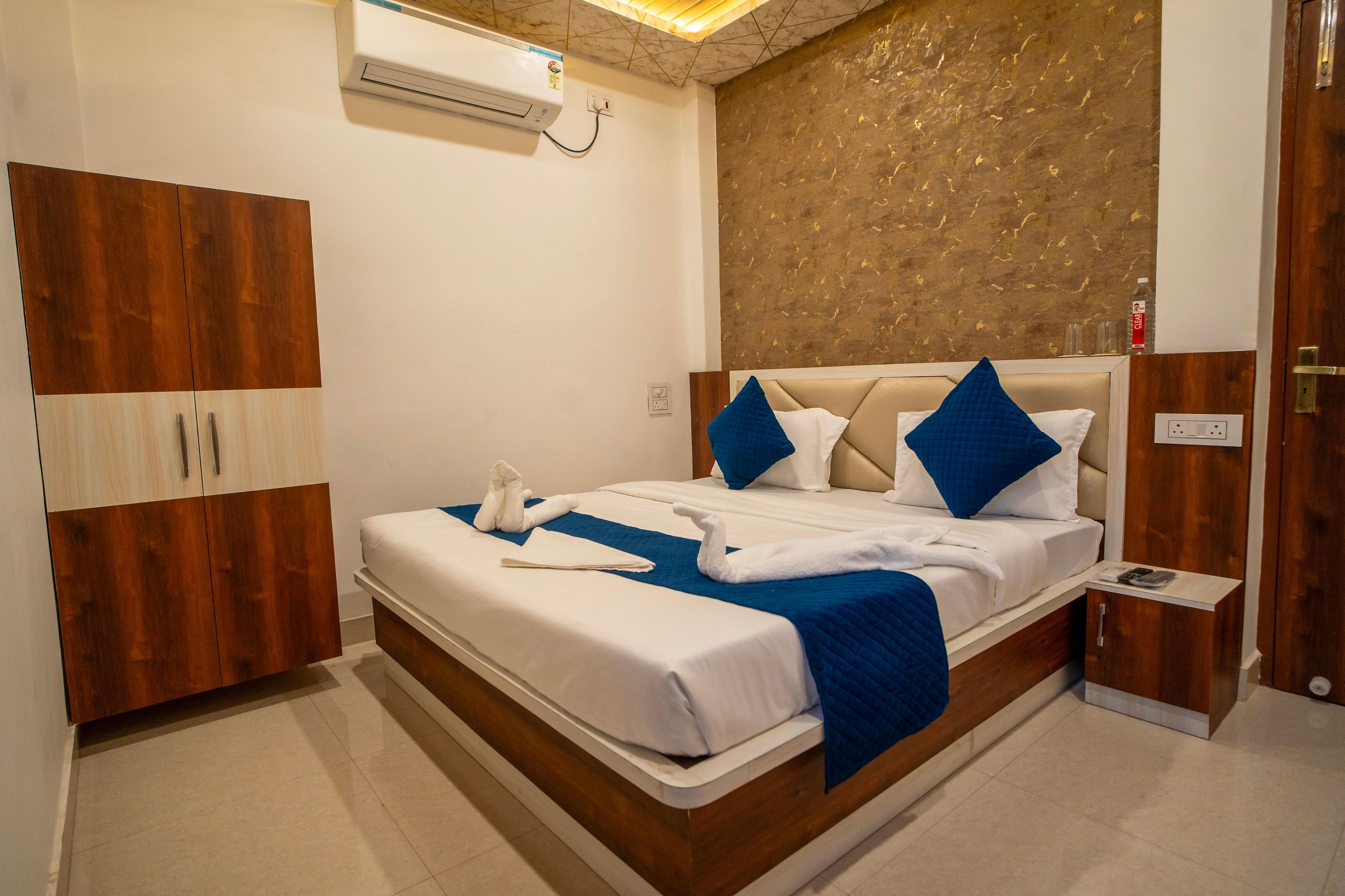 THE PLEASURE STAY Hotel Varanasi - Reviews, Photos & Offer