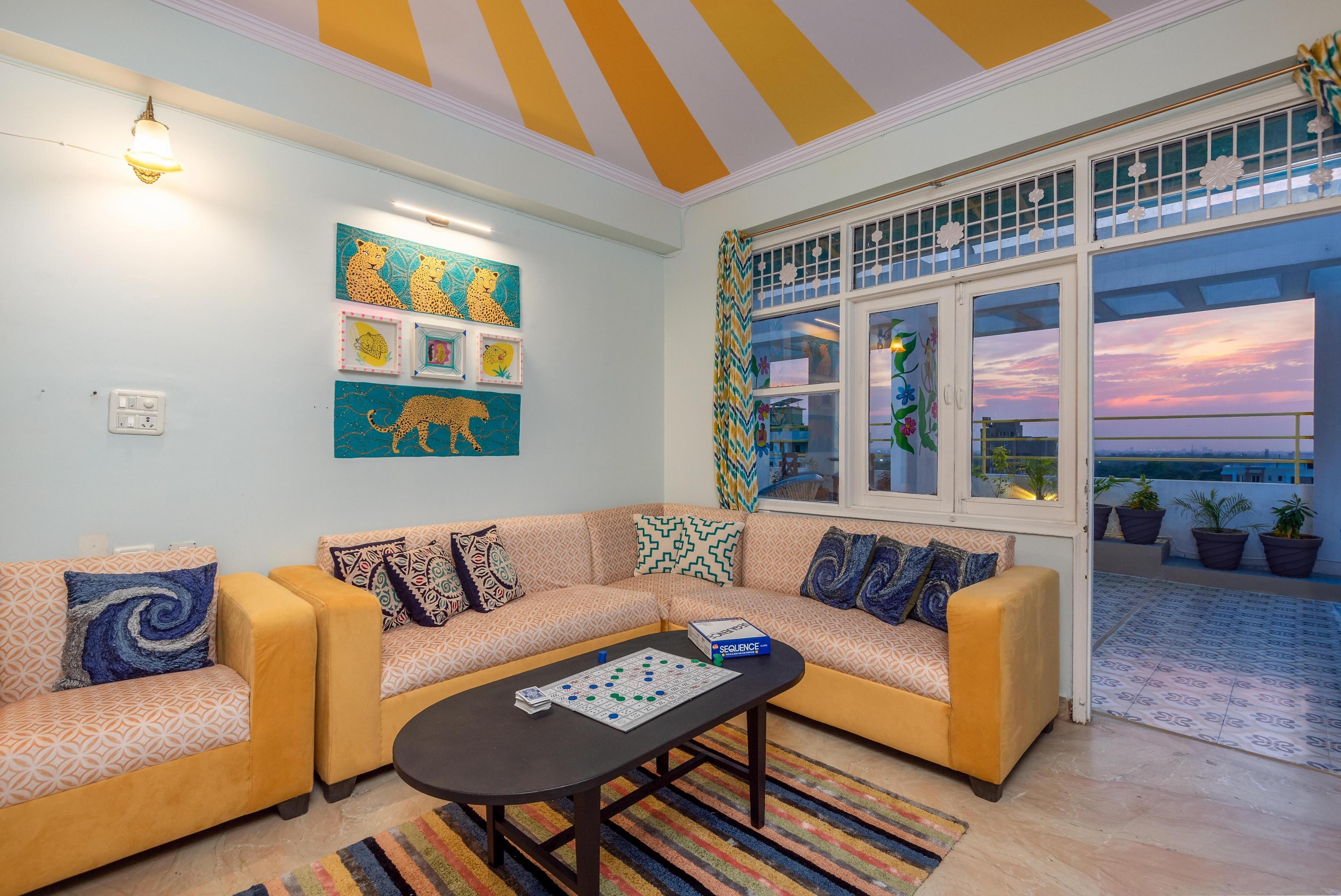 Chaubara Pool into Cityscaping 𝗕𝗢𝗢𝗞 Jaipur Homestay