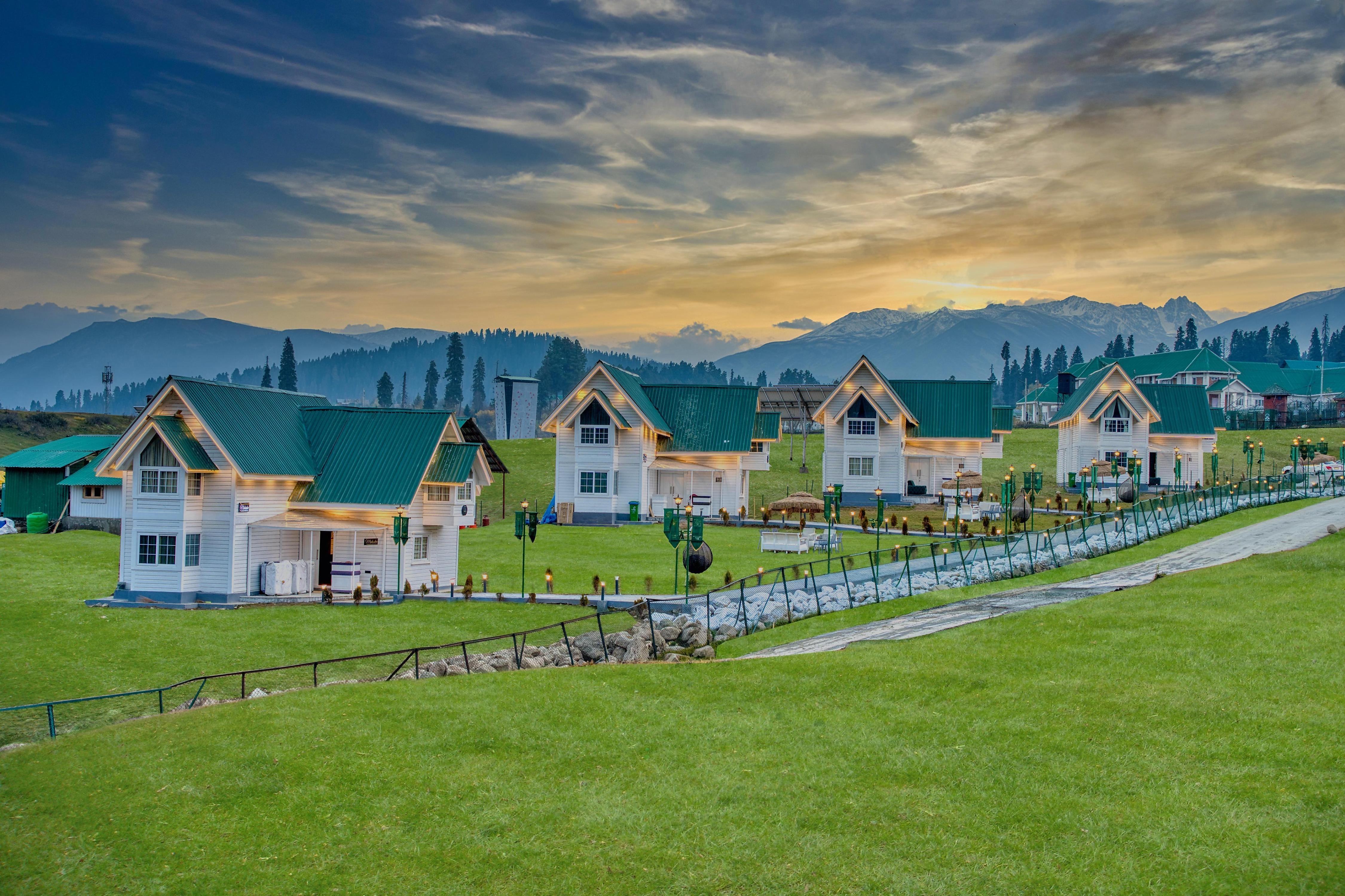 Green Rooms Resort Gulmarg 𝗕𝗢𝗢𝗞 Gulmarg Resort