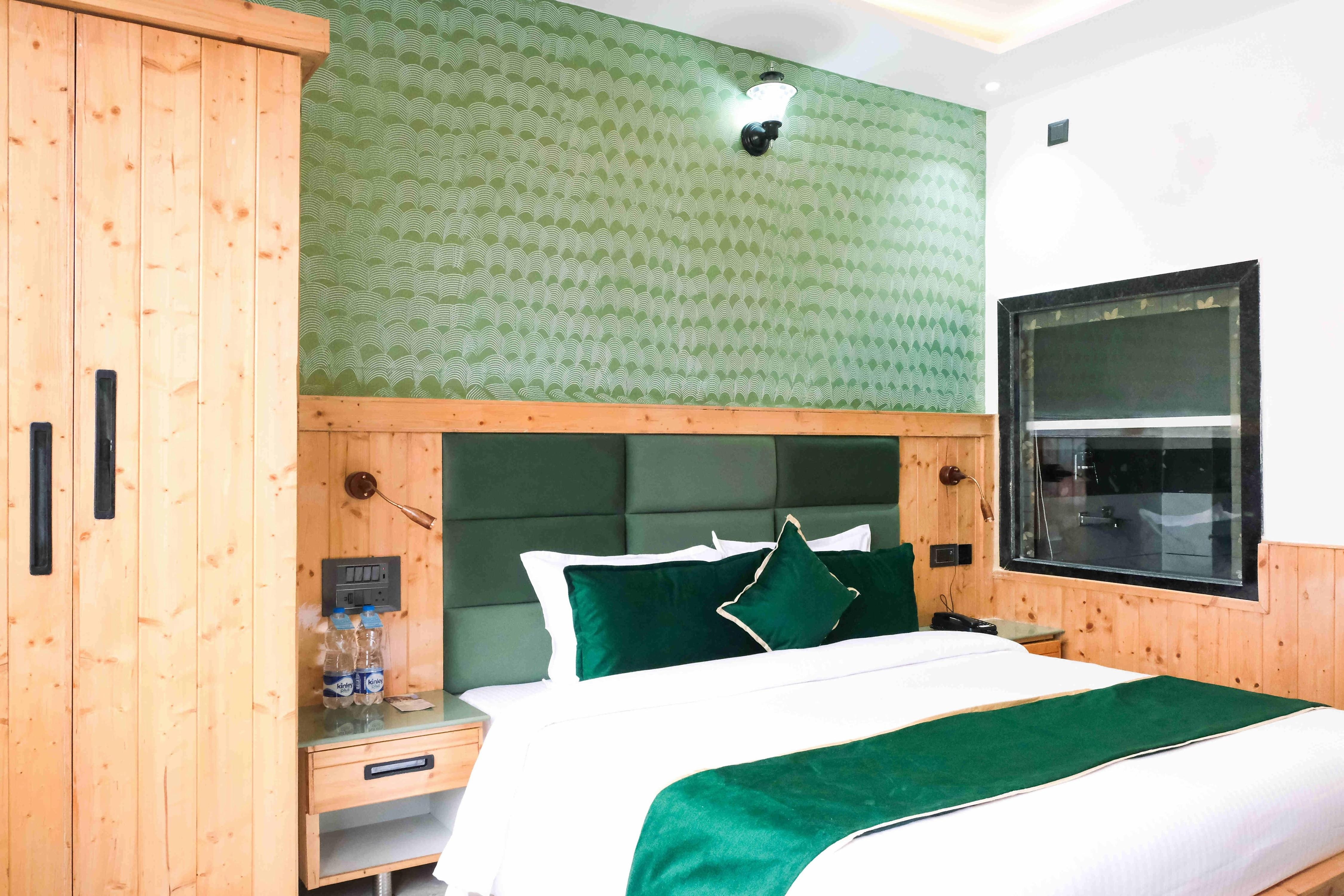 Hotel Bir Residency 𝗕𝗢𝗢𝗞 Bir Billing Hotel