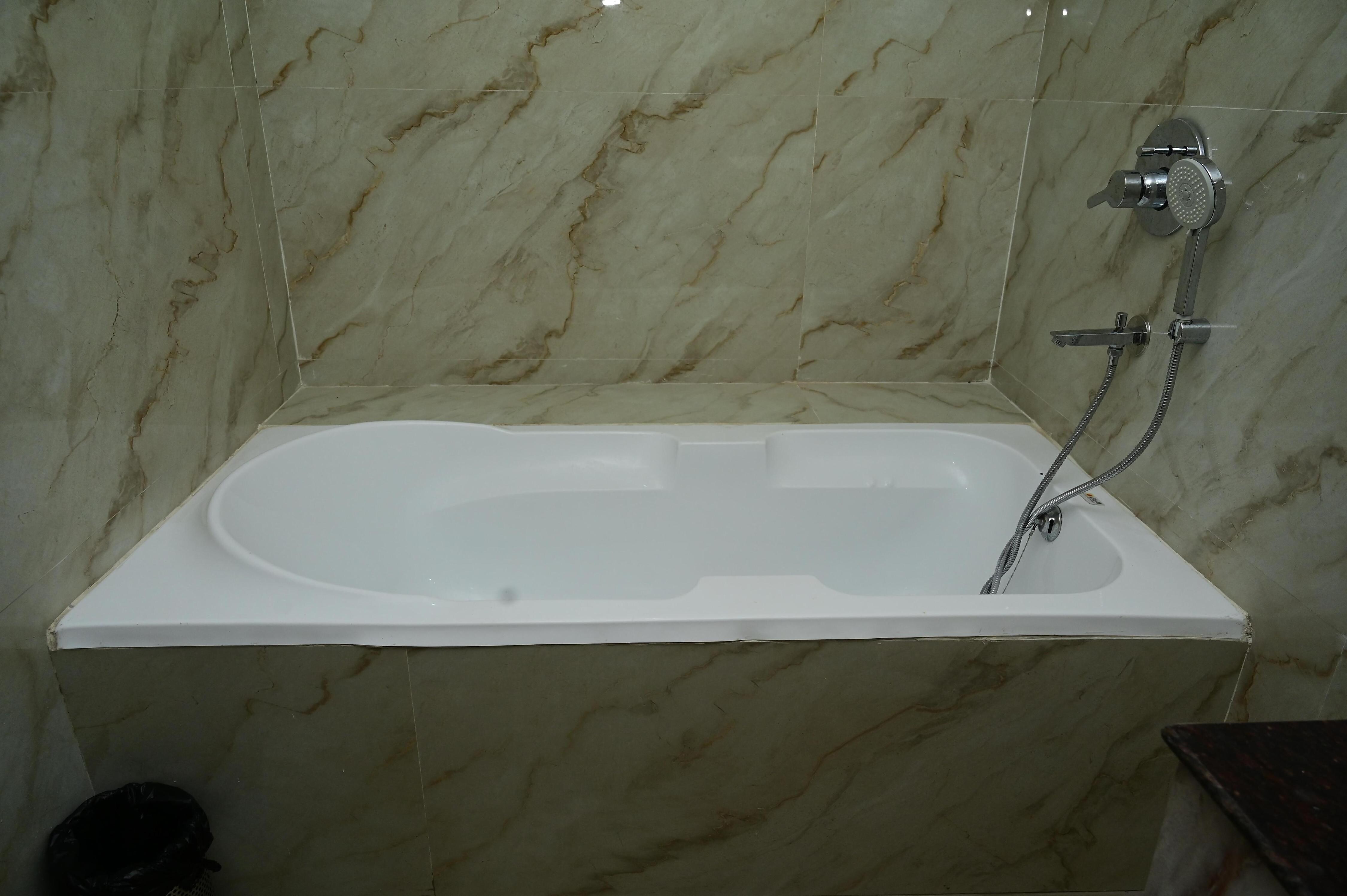 Continente Inn, Ayodhya Hotel Ayodhya - Reviews, Photos & Offer