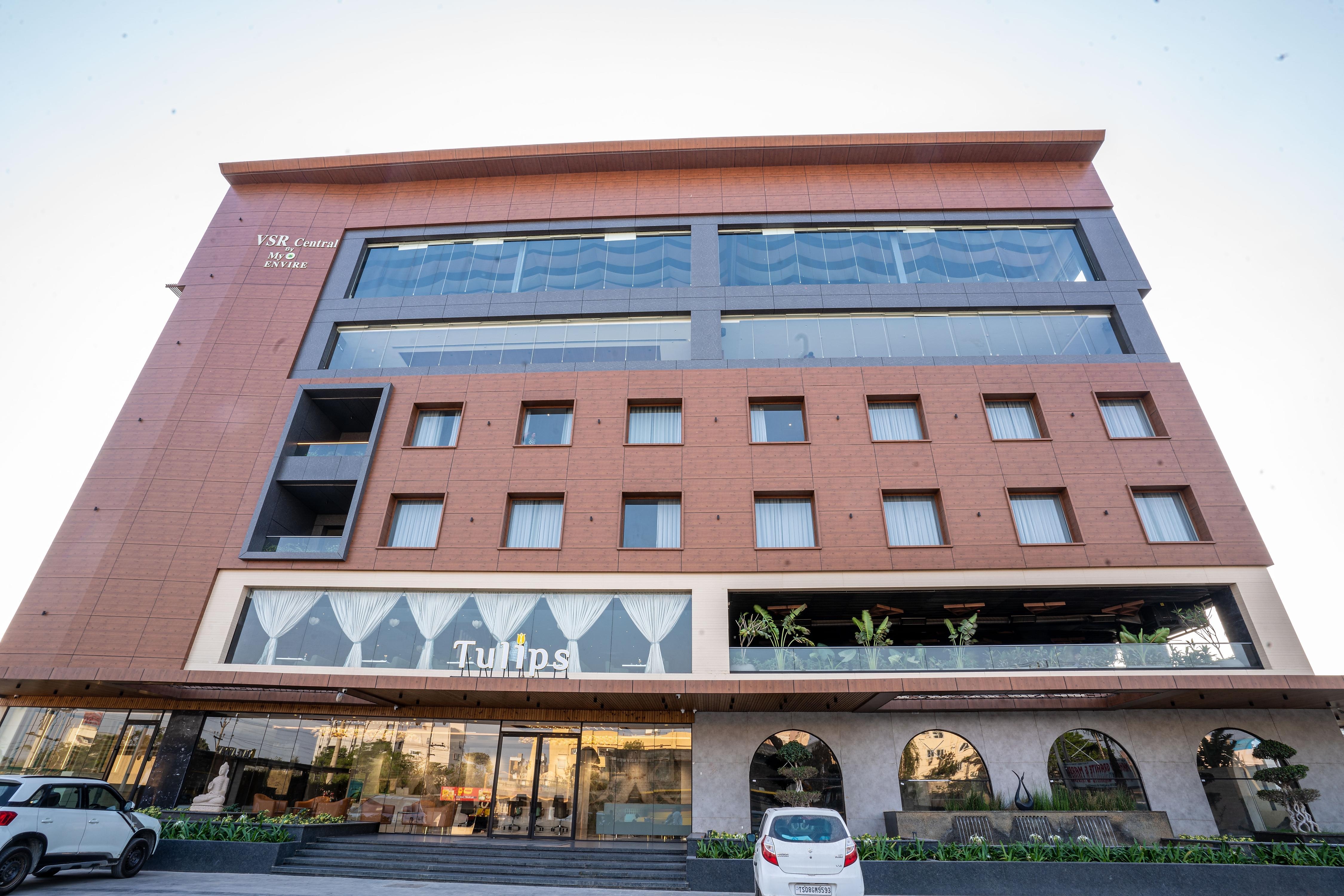 HOTEL TULIPS GRAND - CHENGICHERLA 𝗕𝗢𝗢𝗞 Hyderabad Hotel