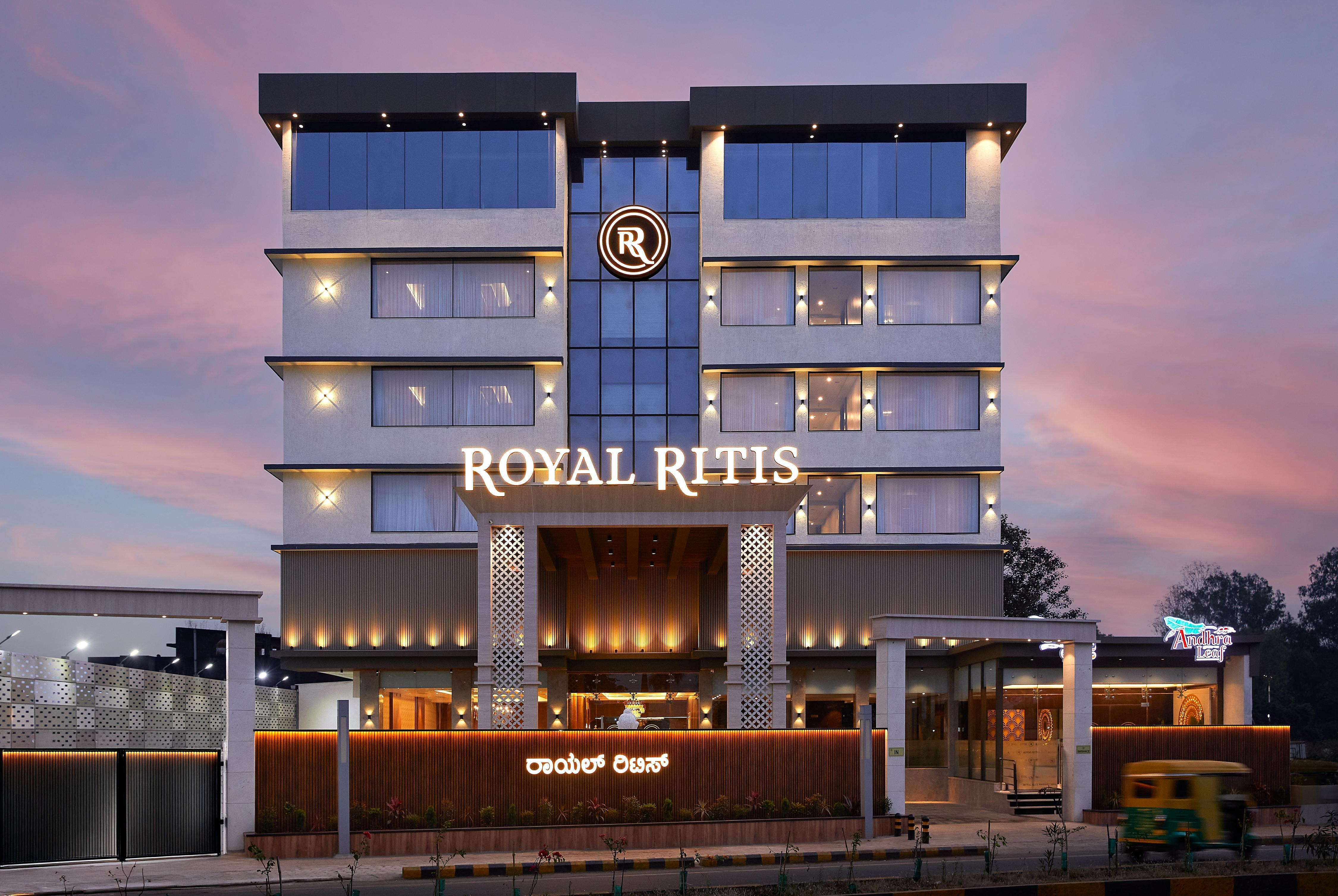 Royal Ritis 𝗕𝗢𝗢𝗞 Belgaum Hotel
