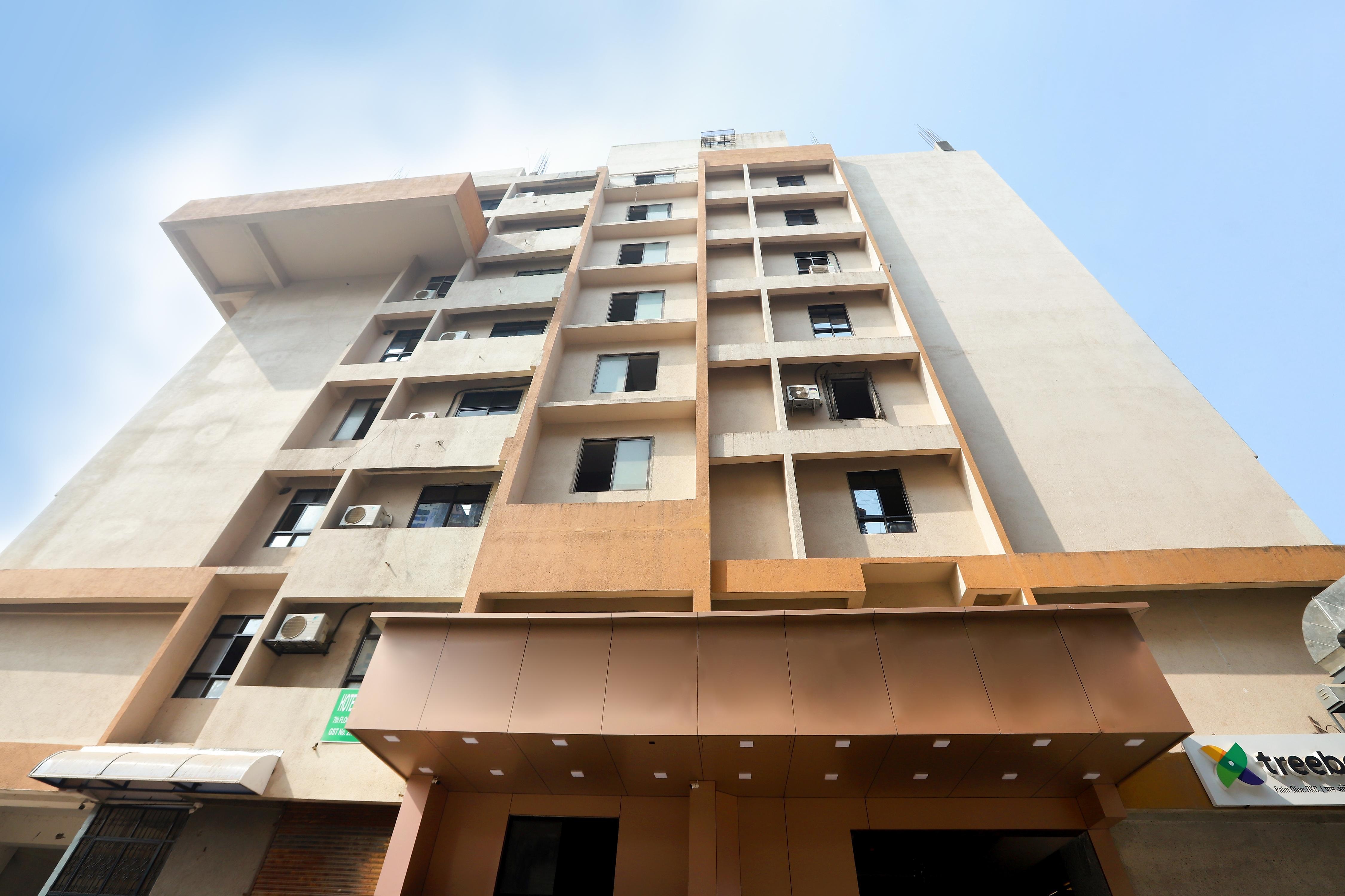 Hotel BKC Minerva - Near Trade Centre Hotel Mumbai - Reviews, Photos ...