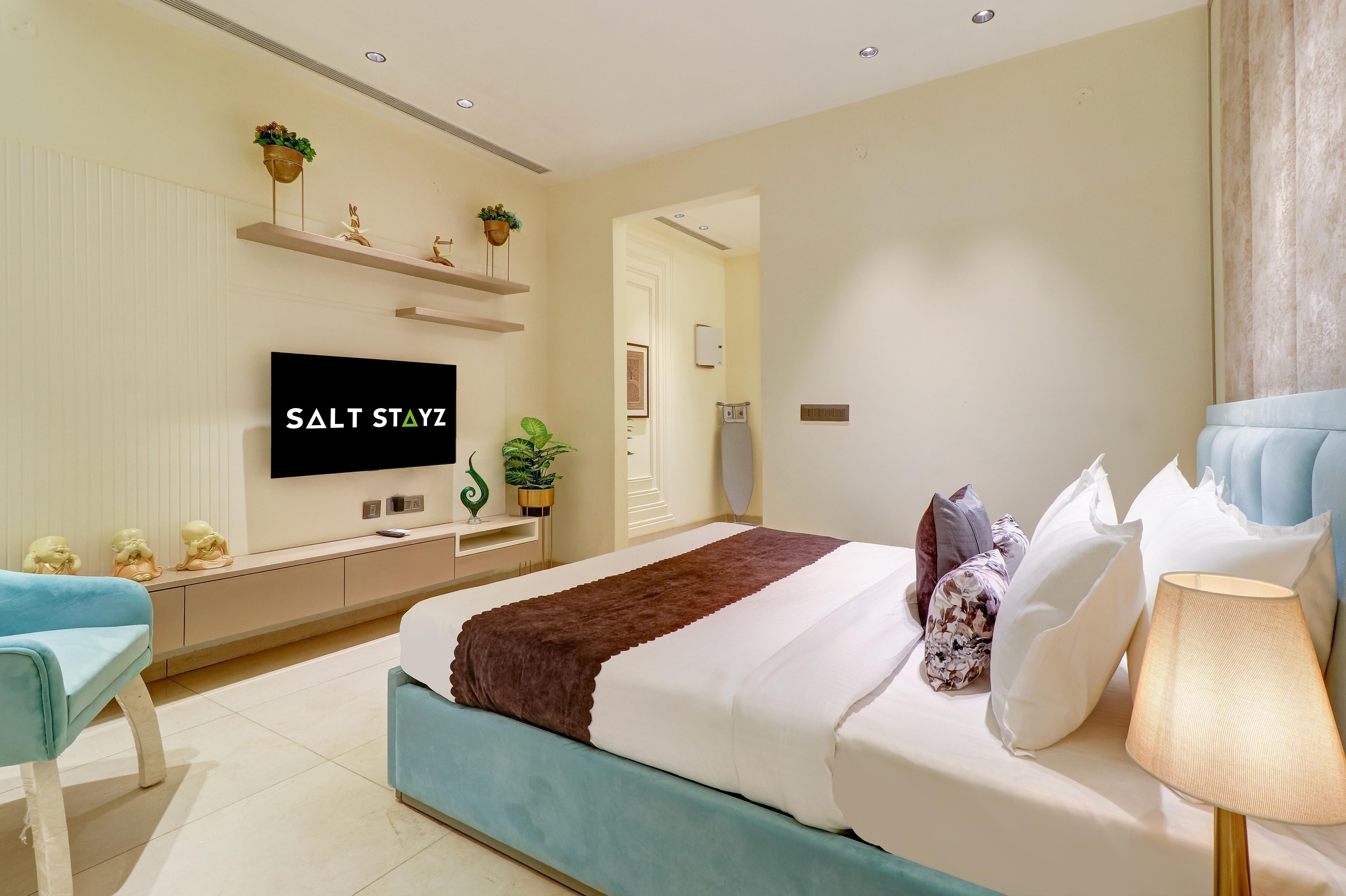 Saltstayz Premier Suite Chandigarh Mohali 𝗕𝗢𝗢𝗞 Mohali Hotel
