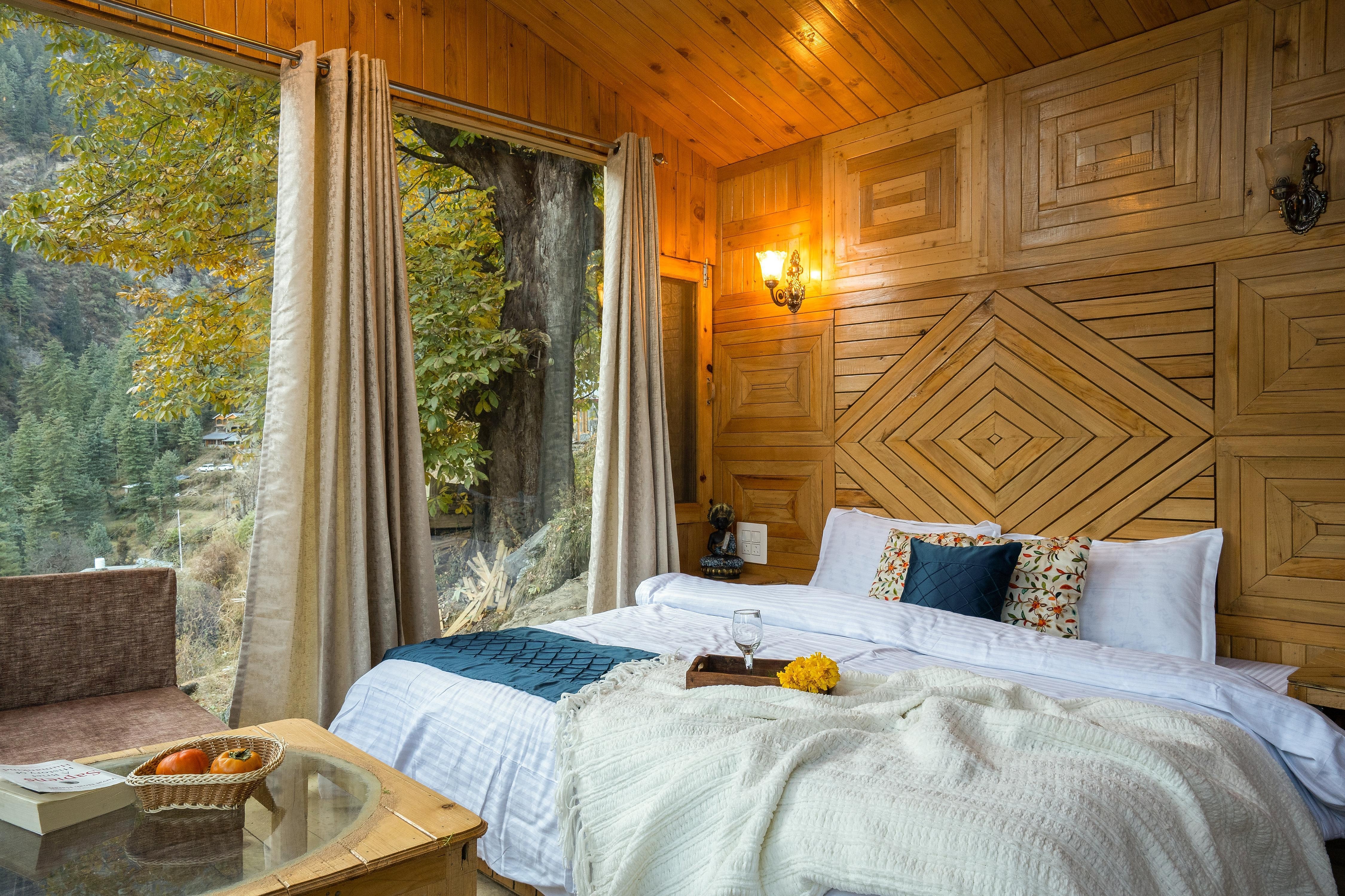 Jacuzzi Treehouse Jibhi By Bastiat Stays 𝗕𝗢𝗢𝗞 Jibhi Tree house