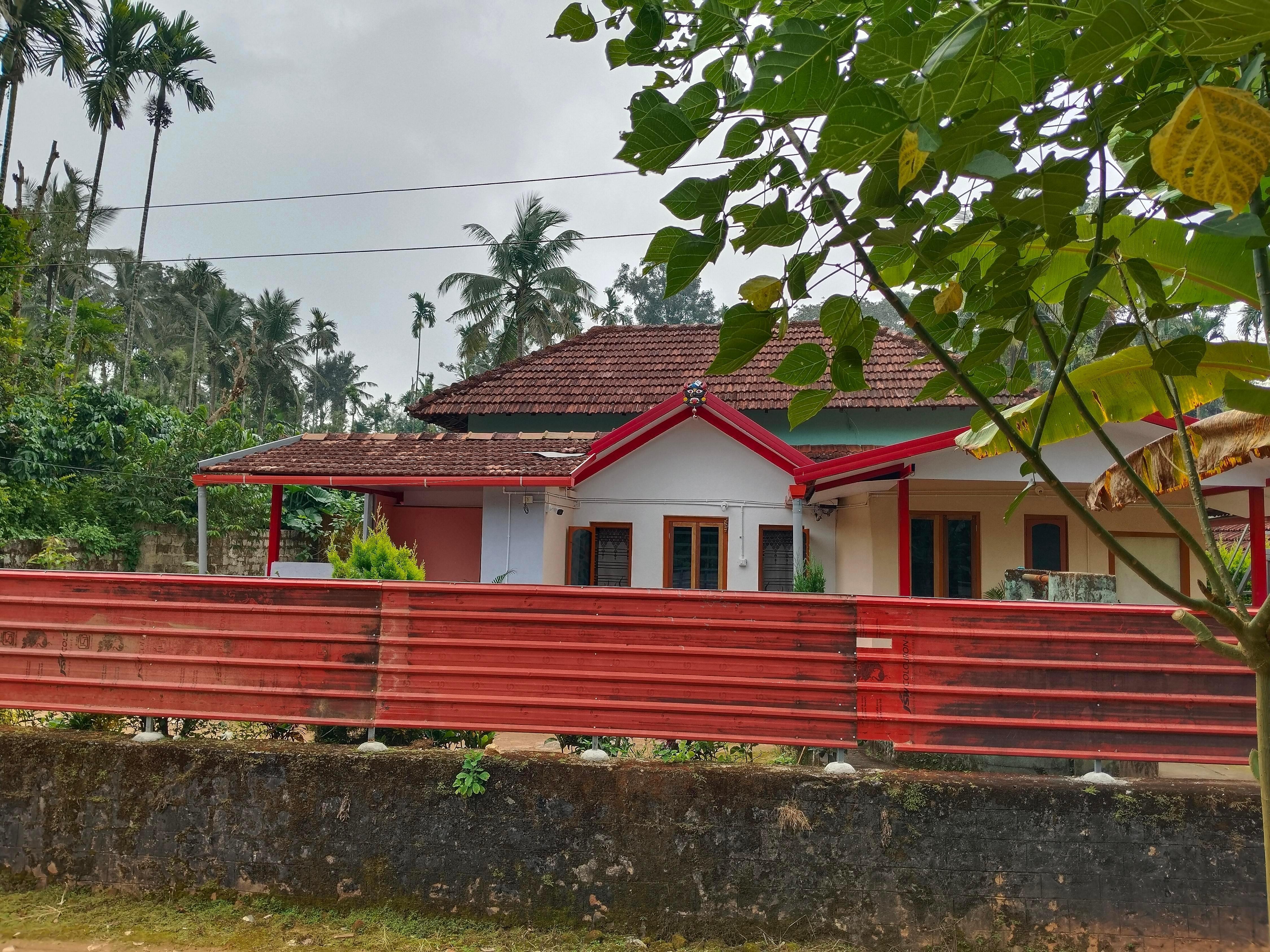 Coorg Habitat -- 2 BH Family Room 𝗕𝗢𝗢𝗞 Coorg Homestay