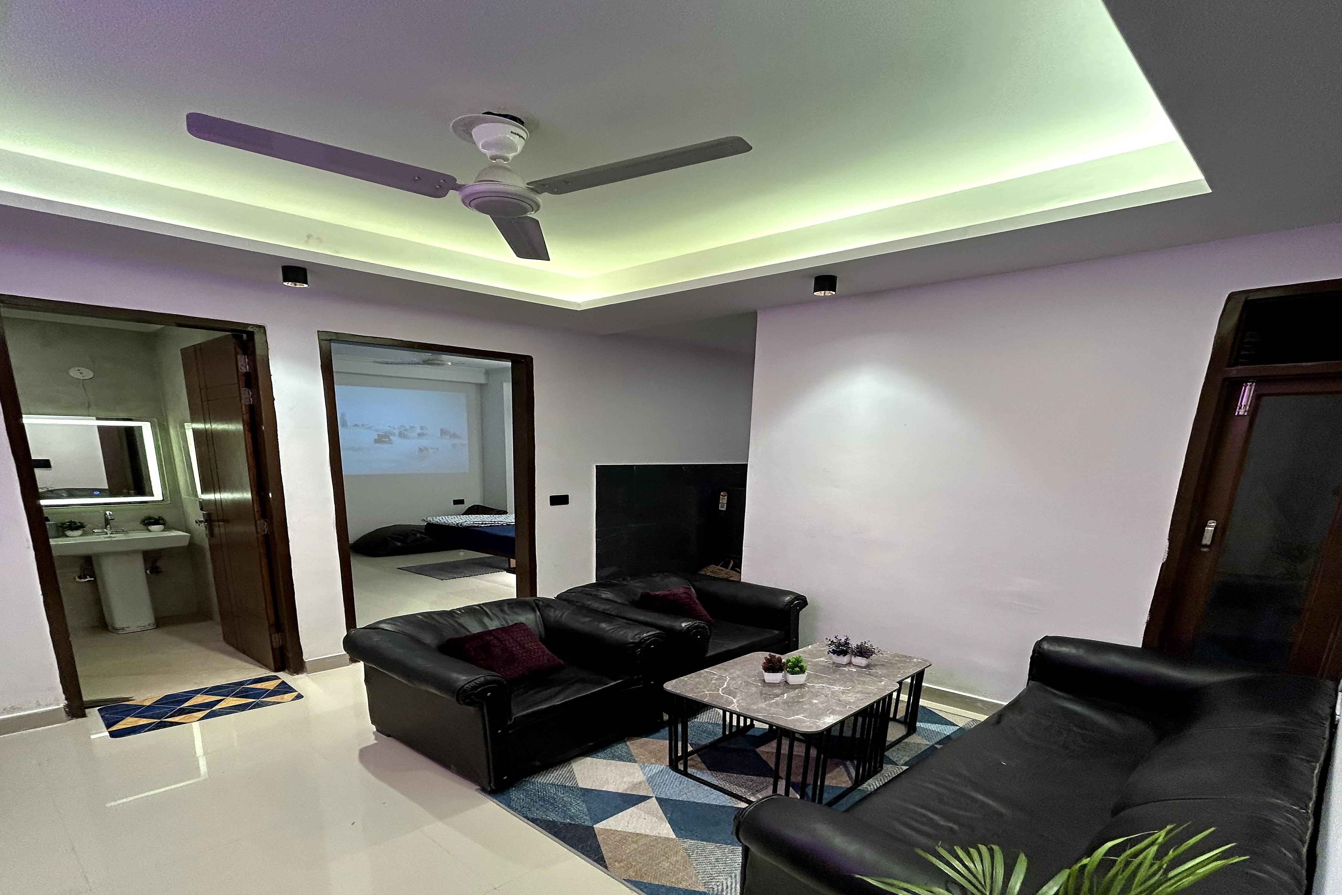 Home Theatre and Flying Bed 1BHK- Flying Studio 2.0 𝗕𝗢𝗢𝗞 Delhi Apartment