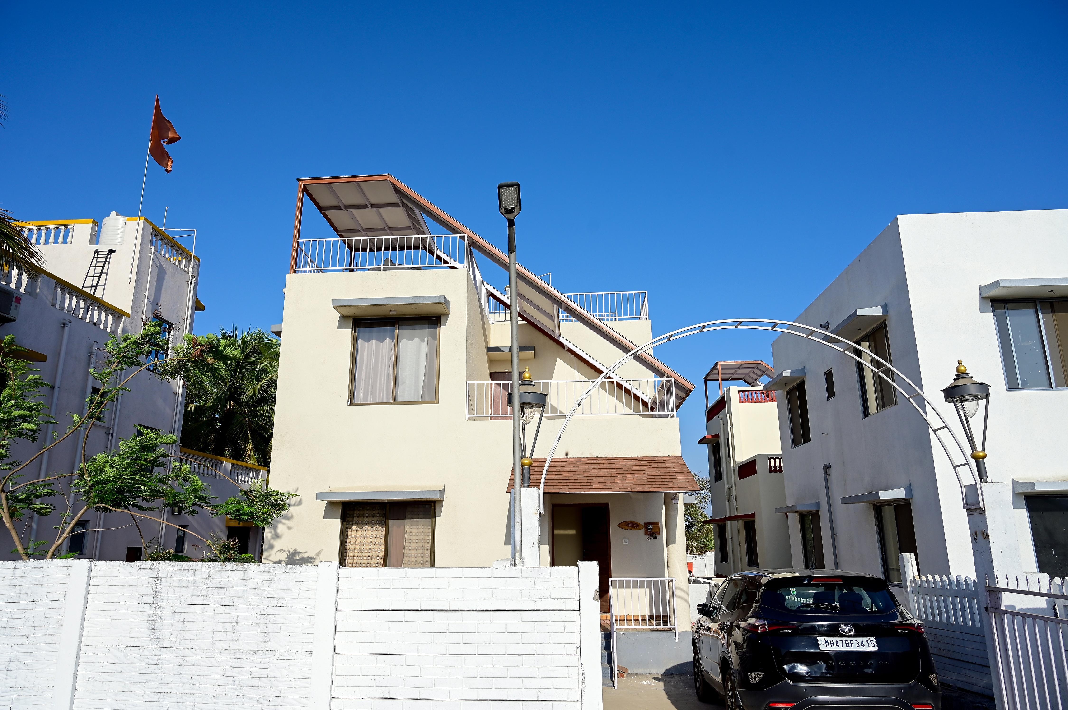 Villa in Wada 𝗕𝗢𝗢𝗞 Wada Villa