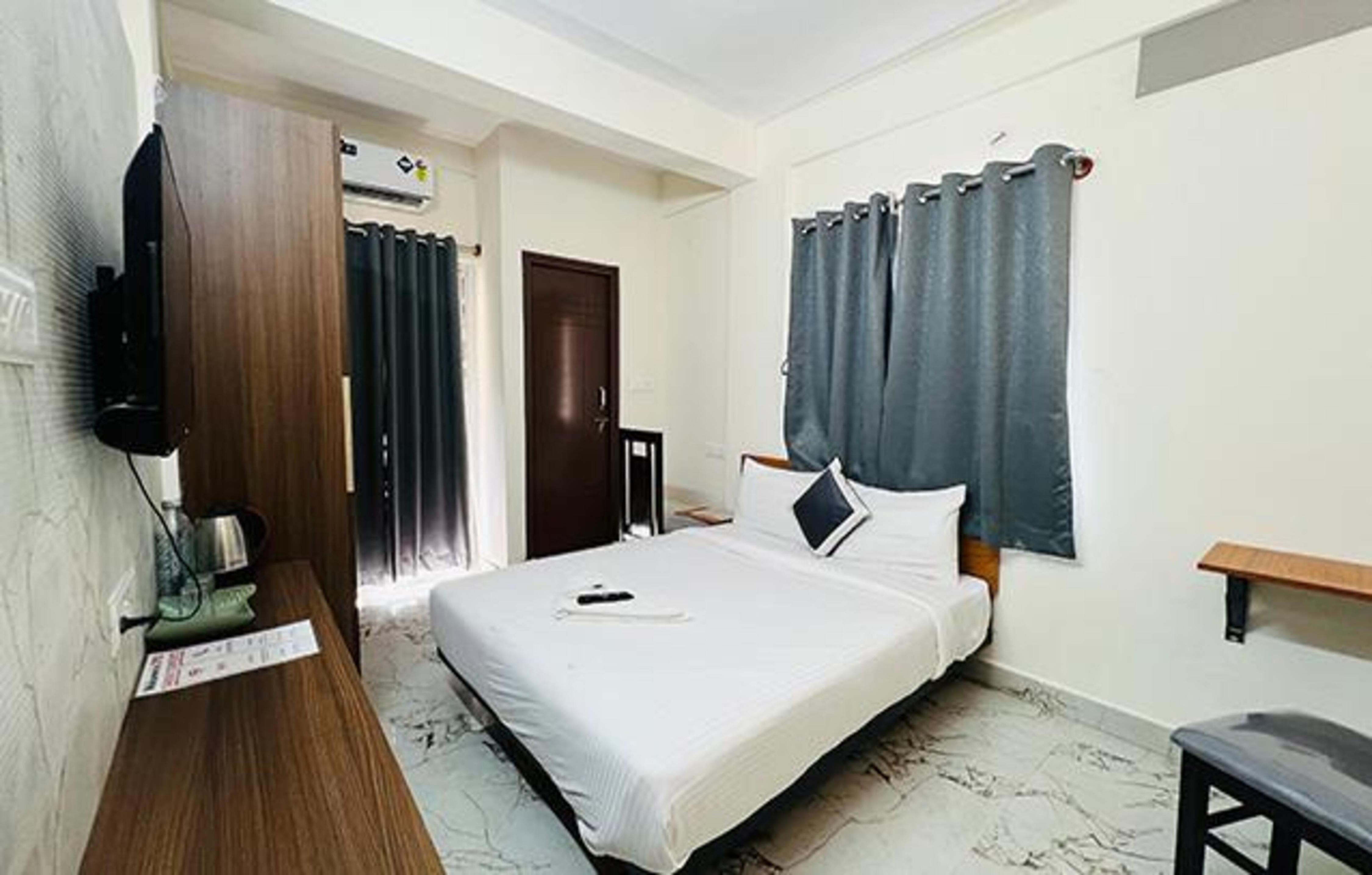 Rooms of FabHotel Tarini Comforts - Hotel in Bangalore
