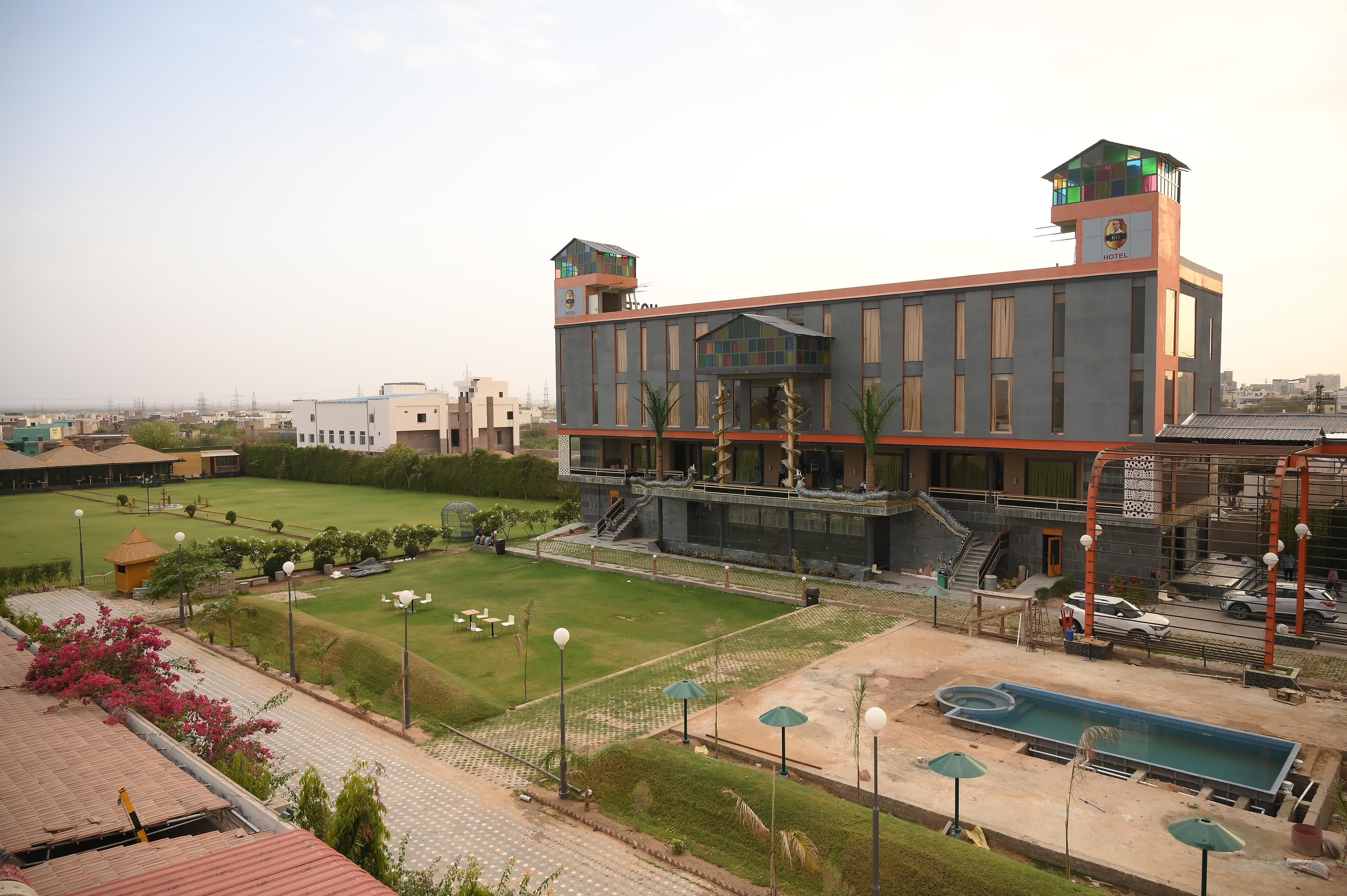 KRISHNANGAN HOTEL & RESORT 𝗕𝗢𝗢𝗞 Bikaner Hotel
