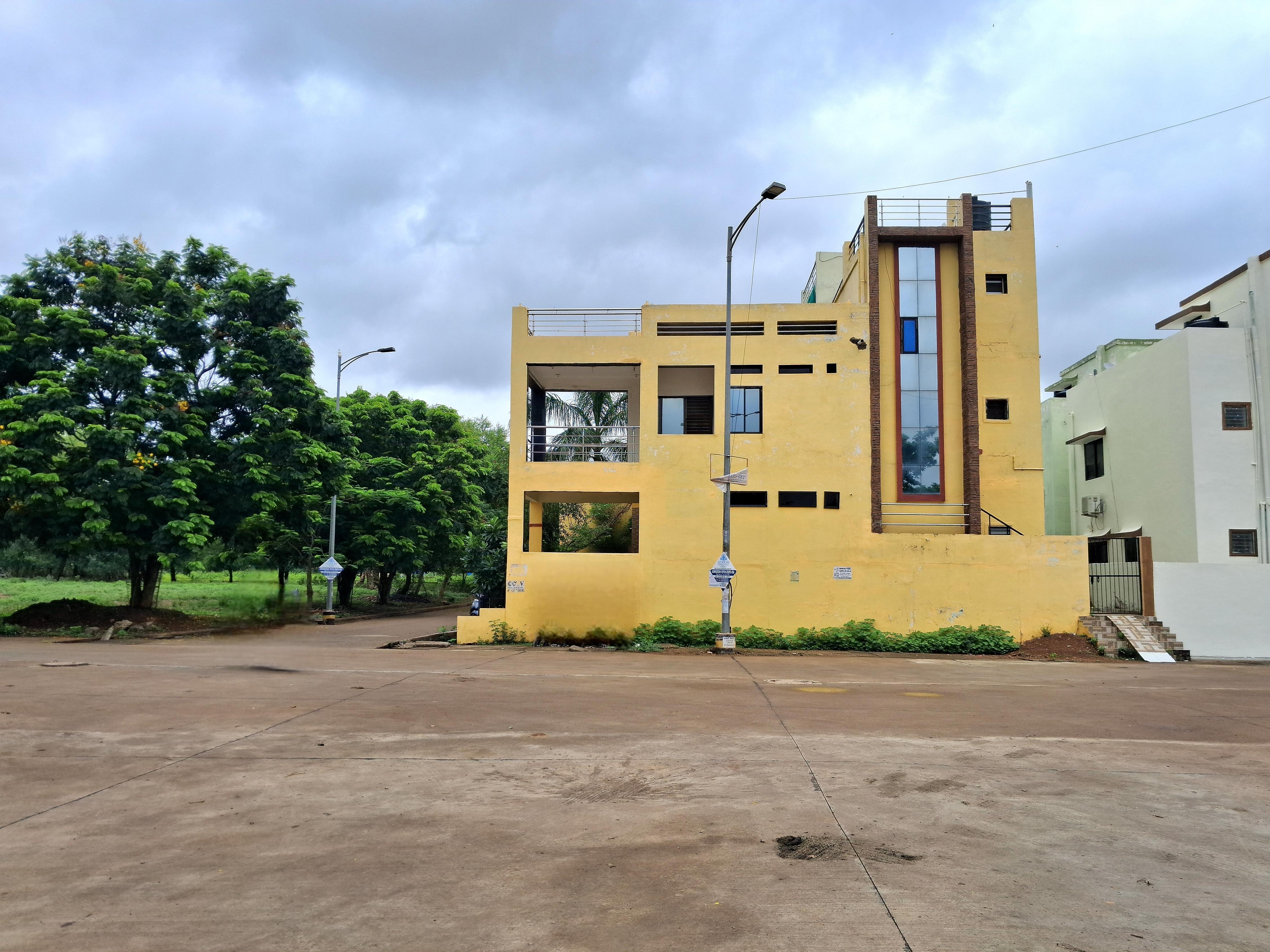 Shivay ( Pili Kothi ) Guesthouse naya raipur 𝗕𝗢𝗢𝗞 Raipur, Chhattisgarh ...