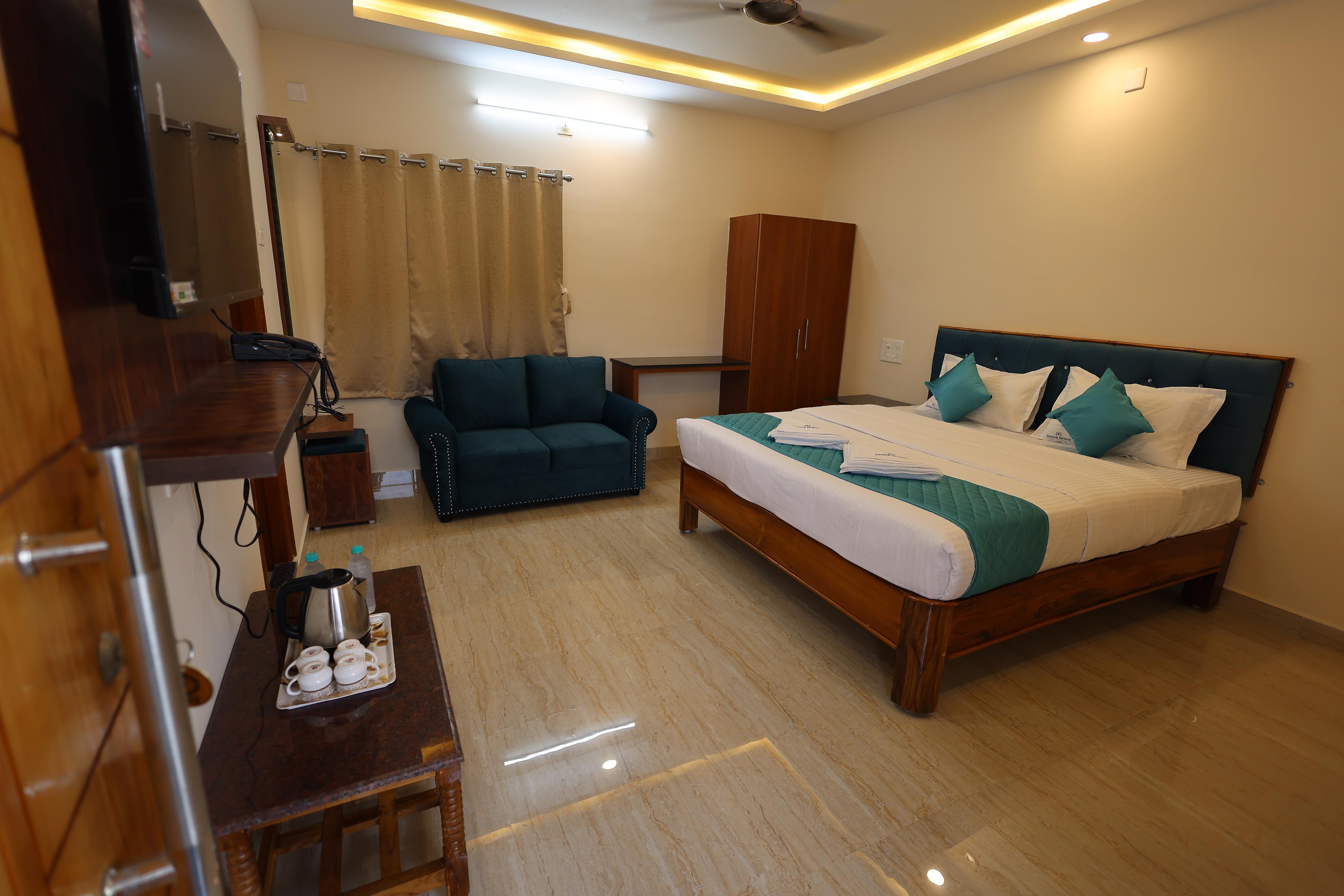 Rooms of Jonna Grand - Hotel in Tirupati
