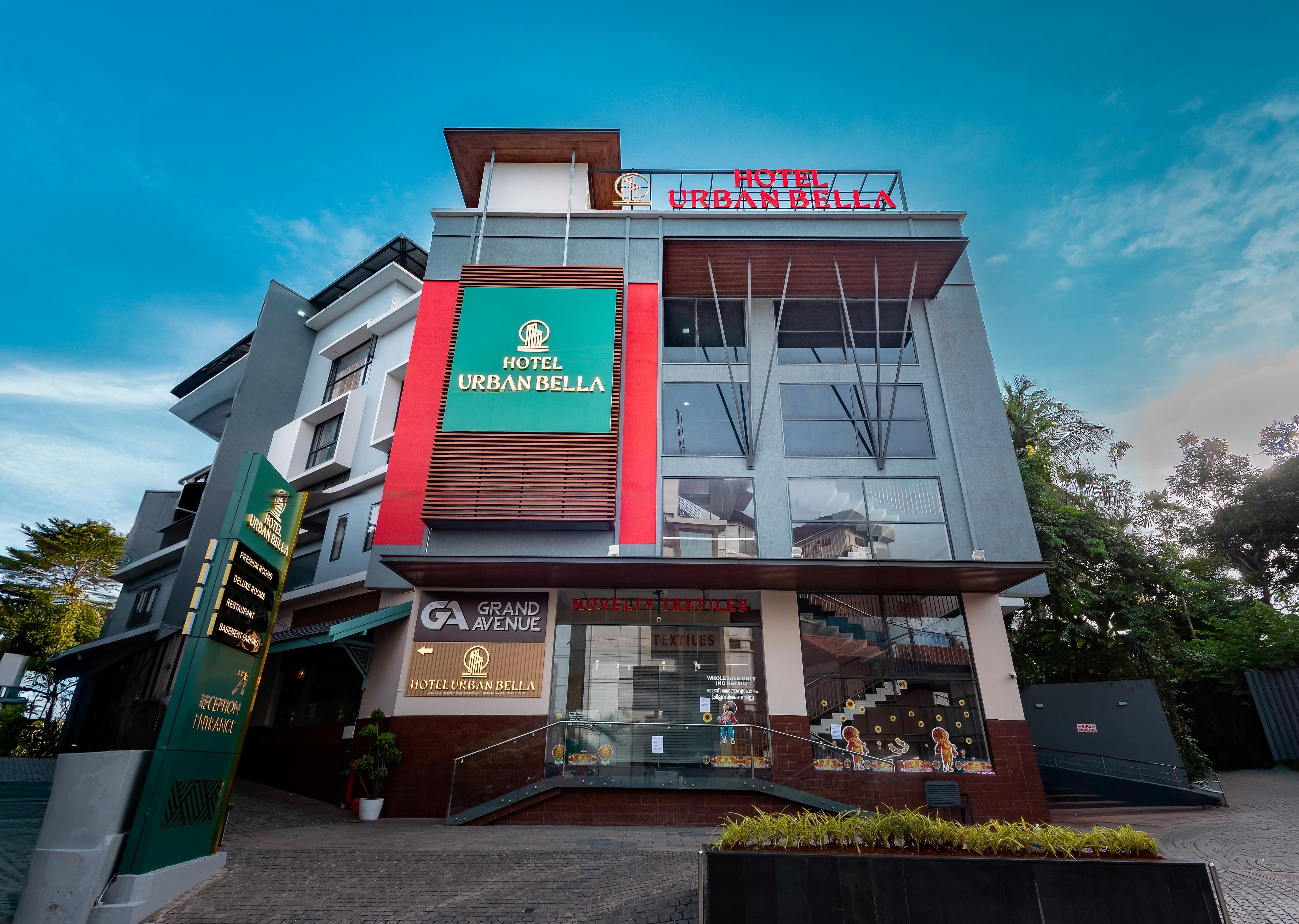 Tiara By MPS 𝗕𝗢𝗢𝗞 Calicut (Kozhikode) Hotel