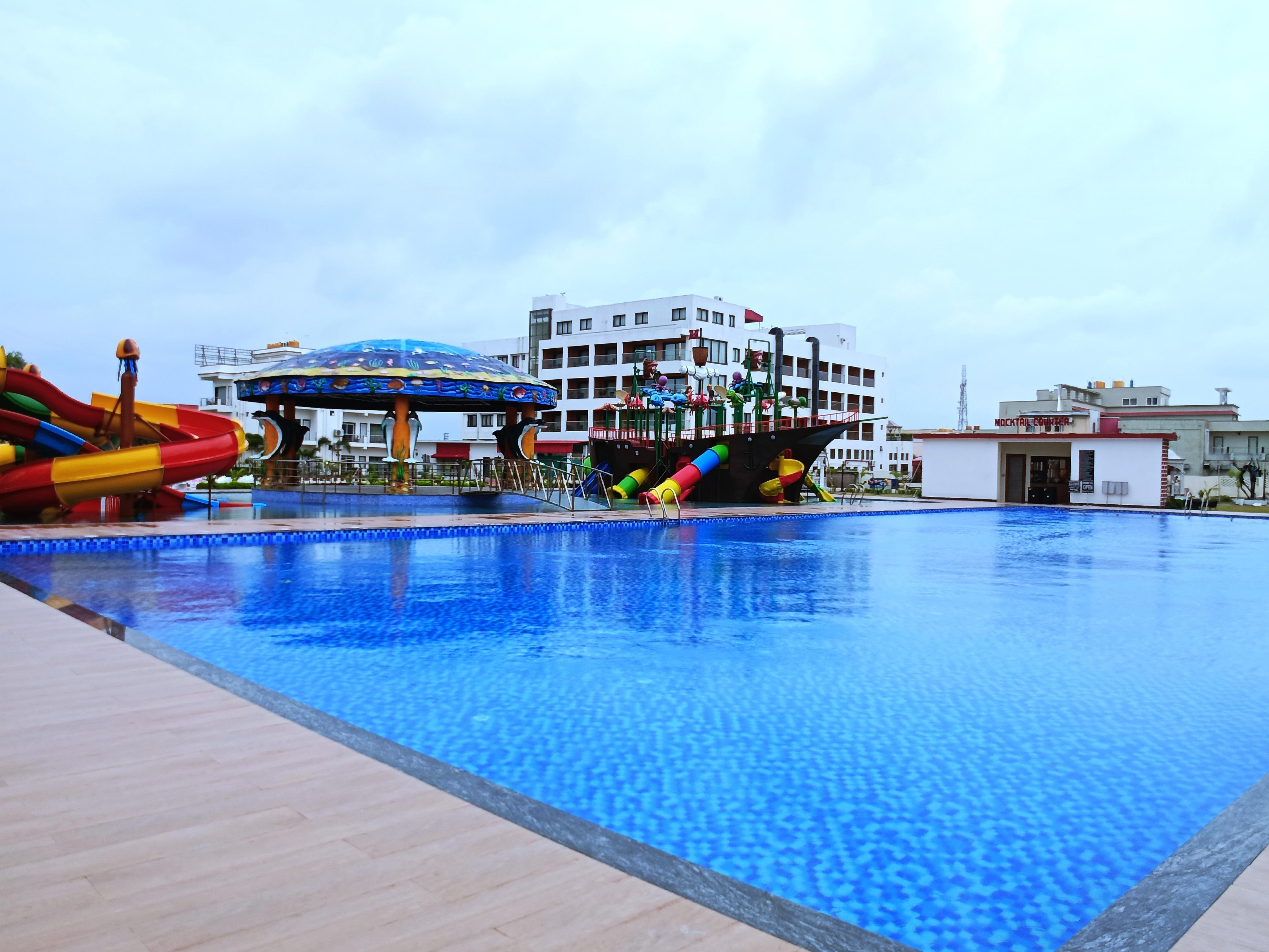 Rooms of Resort K Sea View - Hotel in Mandarmani