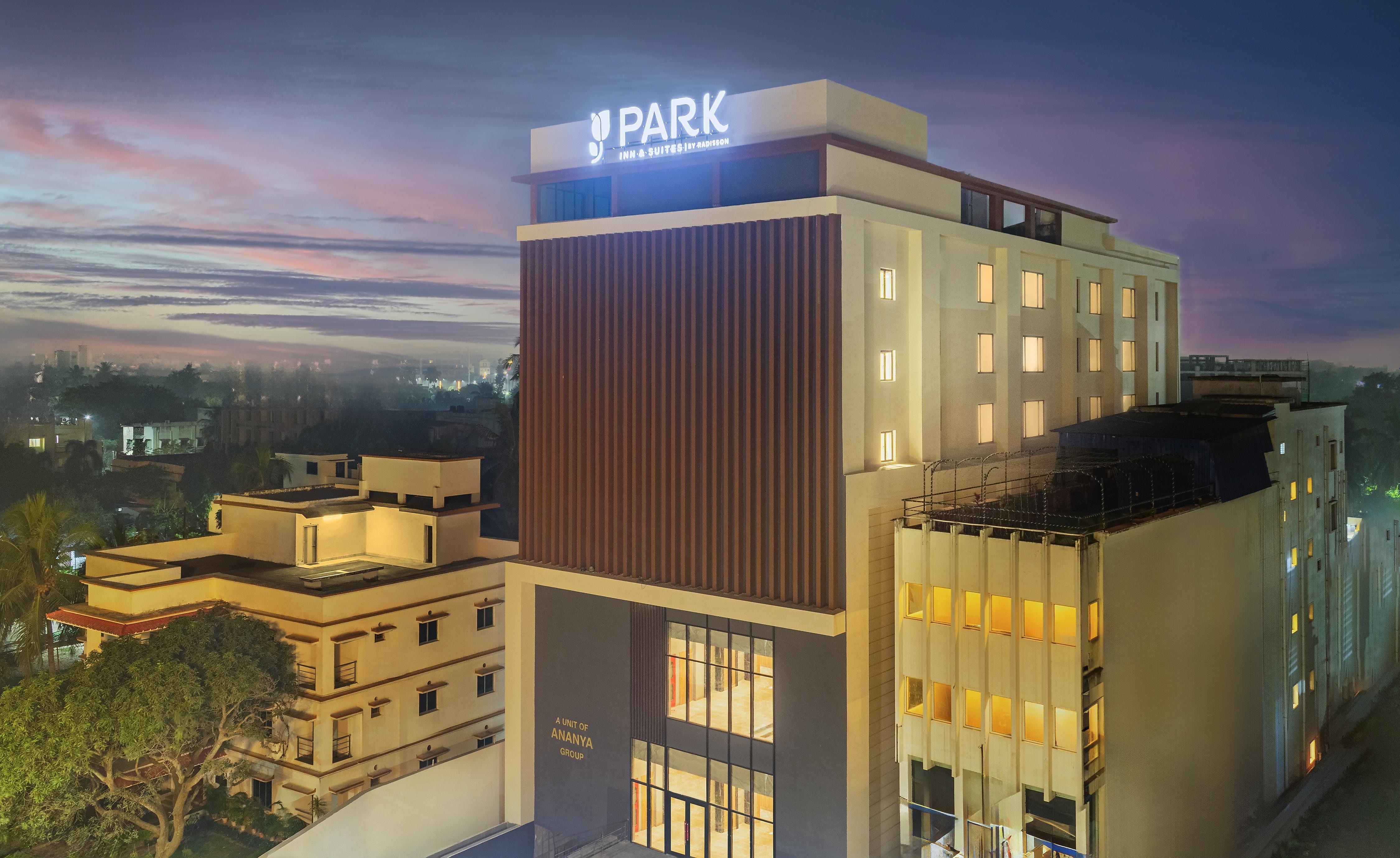 Park Inn & Suites by Radisson Puri 𝗕𝗢𝗢𝗞 Puri Hotel