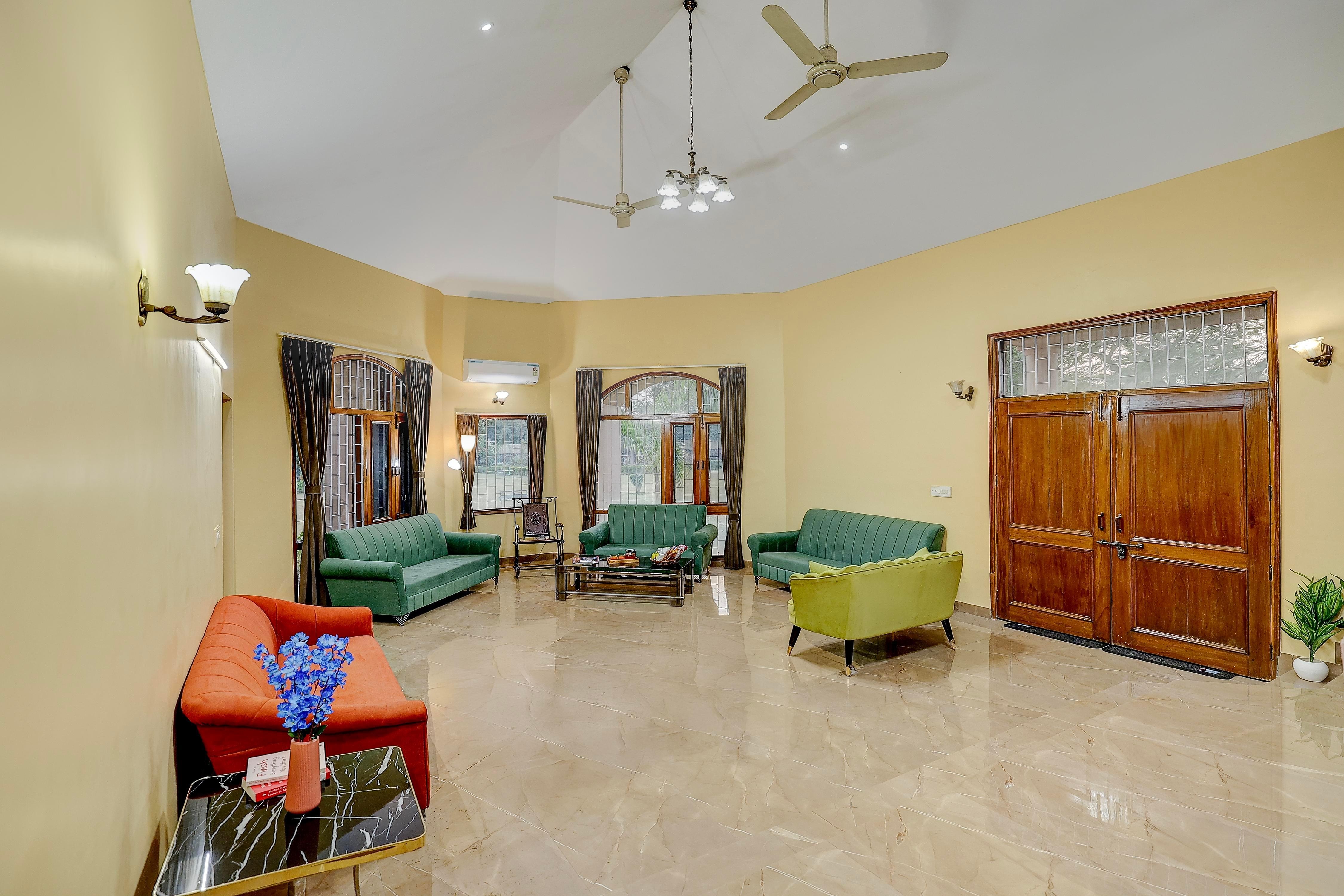 Alaya By Stays 4-BHK Villa - Casa Avakasha With Pvt Pool 𝗕𝗢𝗢𝗞 Gurgaon Villa