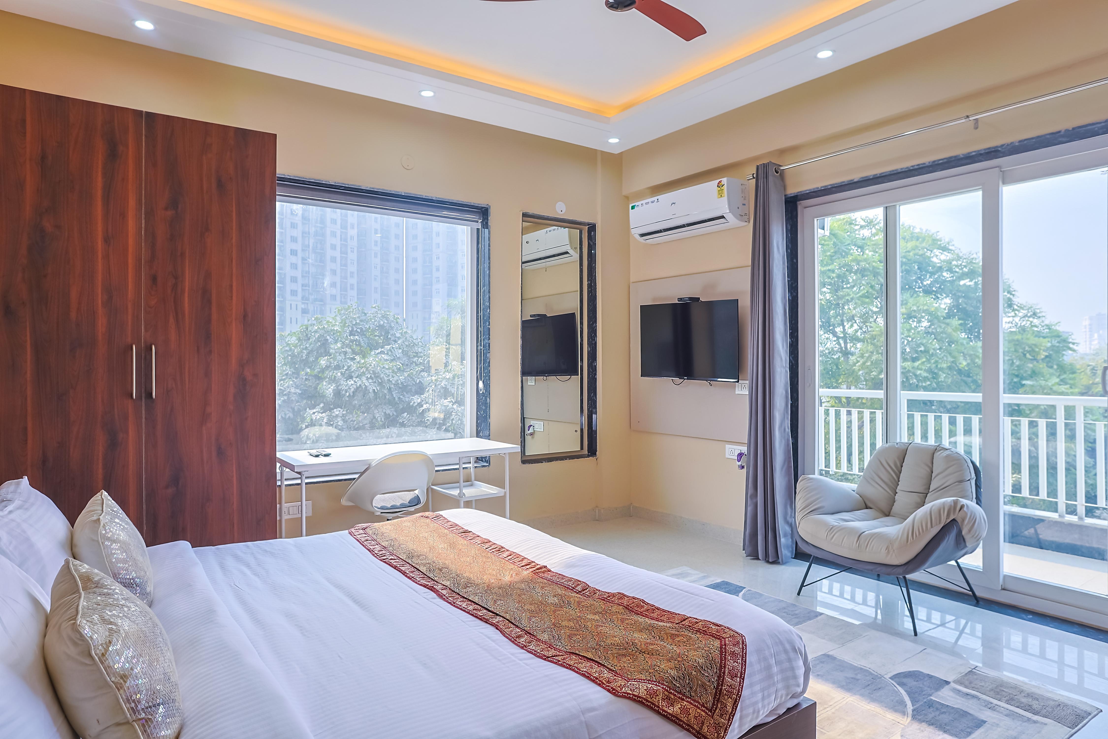 The Hoften Enkay Residency DLF Galleria 𝗕𝗢𝗢𝗞 Gurgaon Hotel