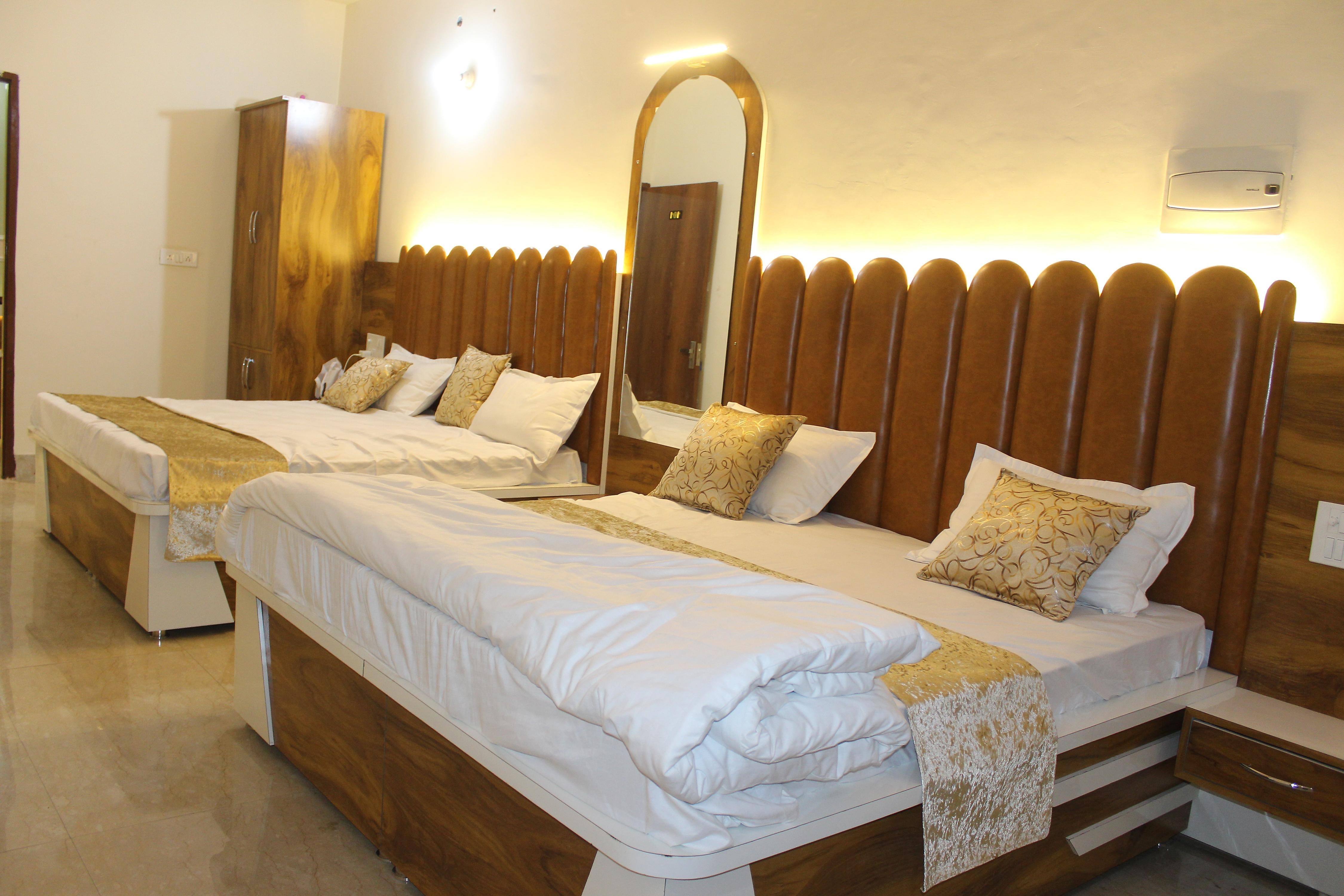 Hotel Aspire 𝗕𝗢𝗢𝗞 Talwandi Sabo Hotel