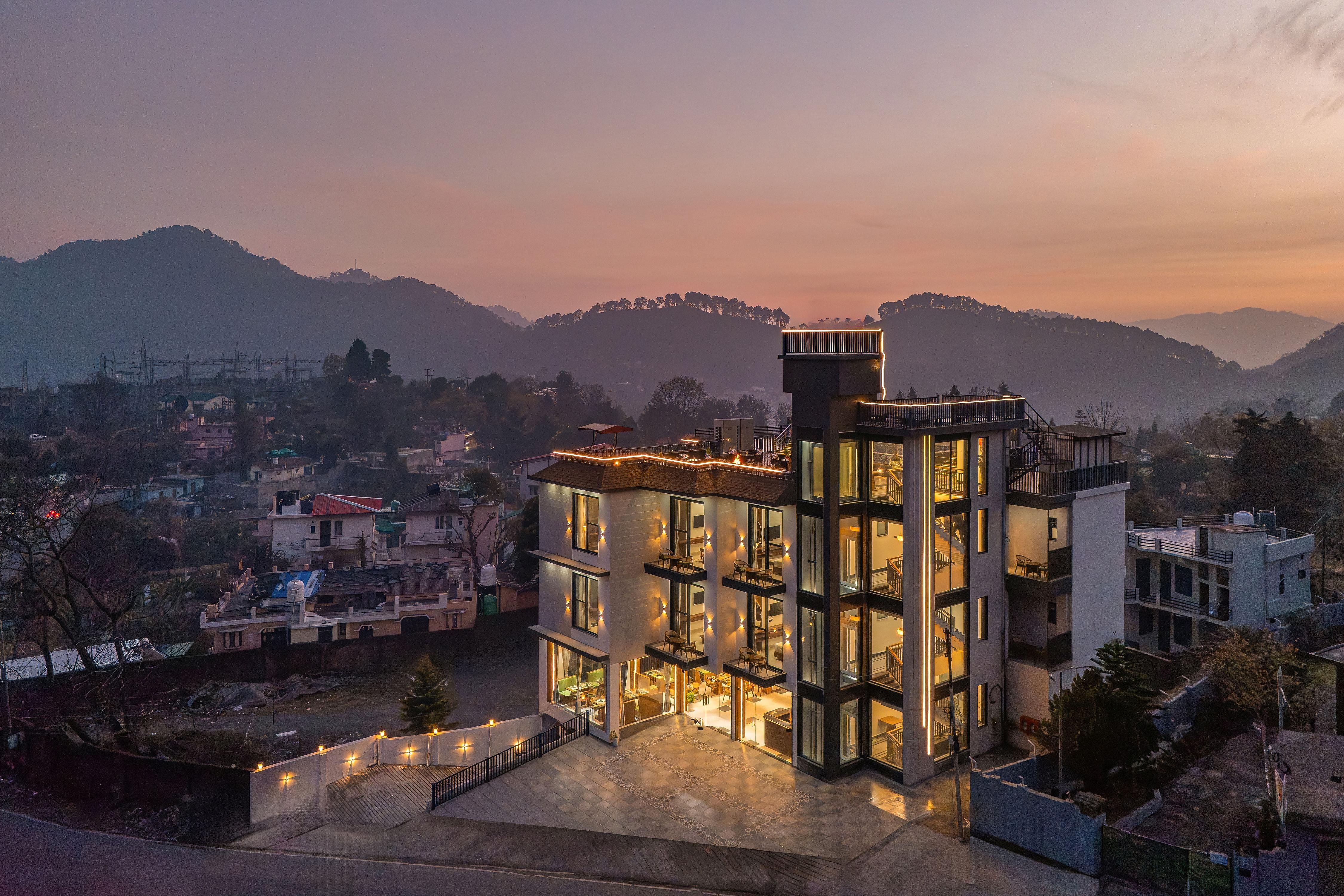 Perfectstayz Premium Kapilaz Bhimtal Hotel Bhimtal - Reviews, Photos ...